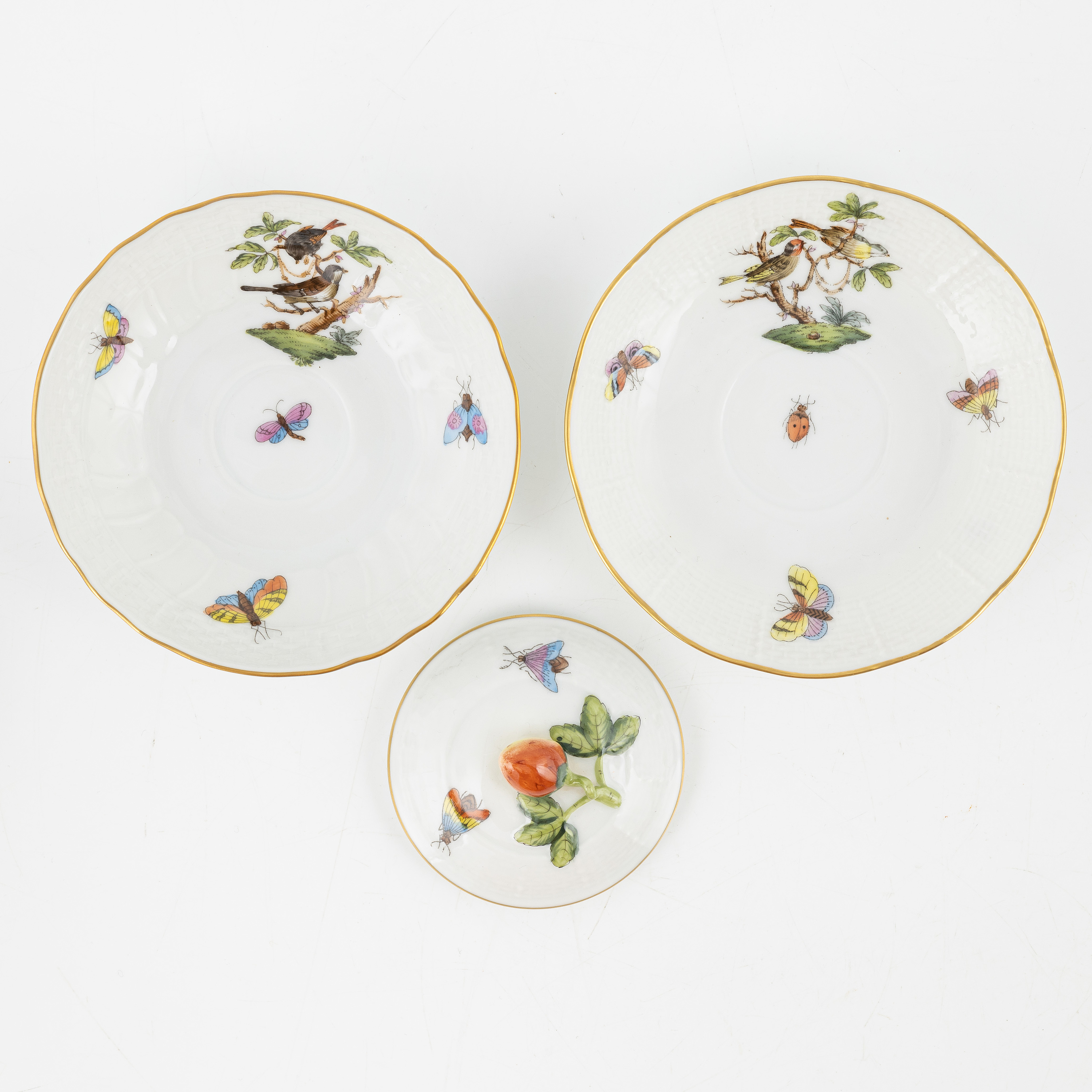 A Herend Porcelaine Service, 'Rothschild Birds/Couple of Birds' (24 ...
