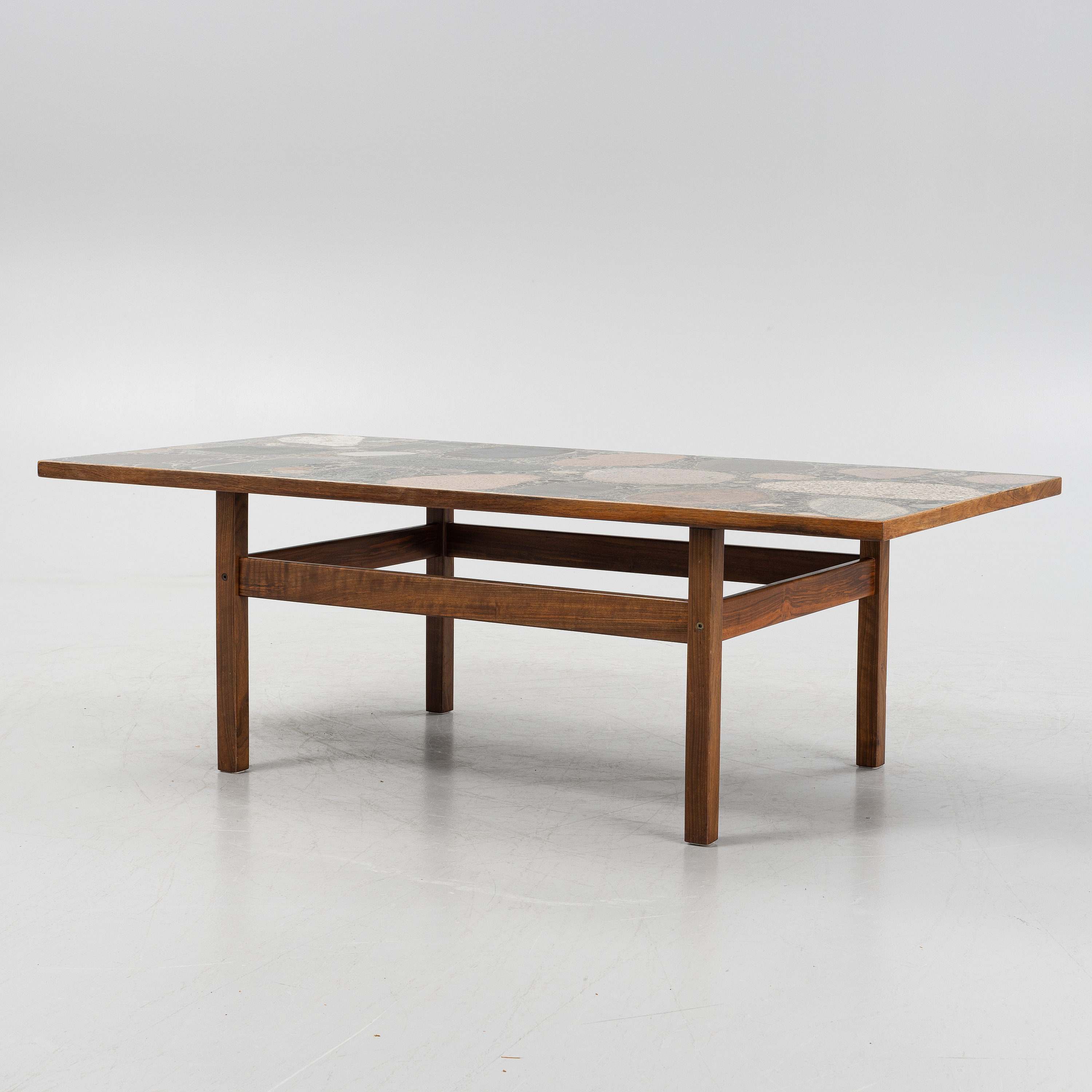 Erling Viksjø, a 'Conglo' coffee table, Norway, 1960's. - Bukowskis