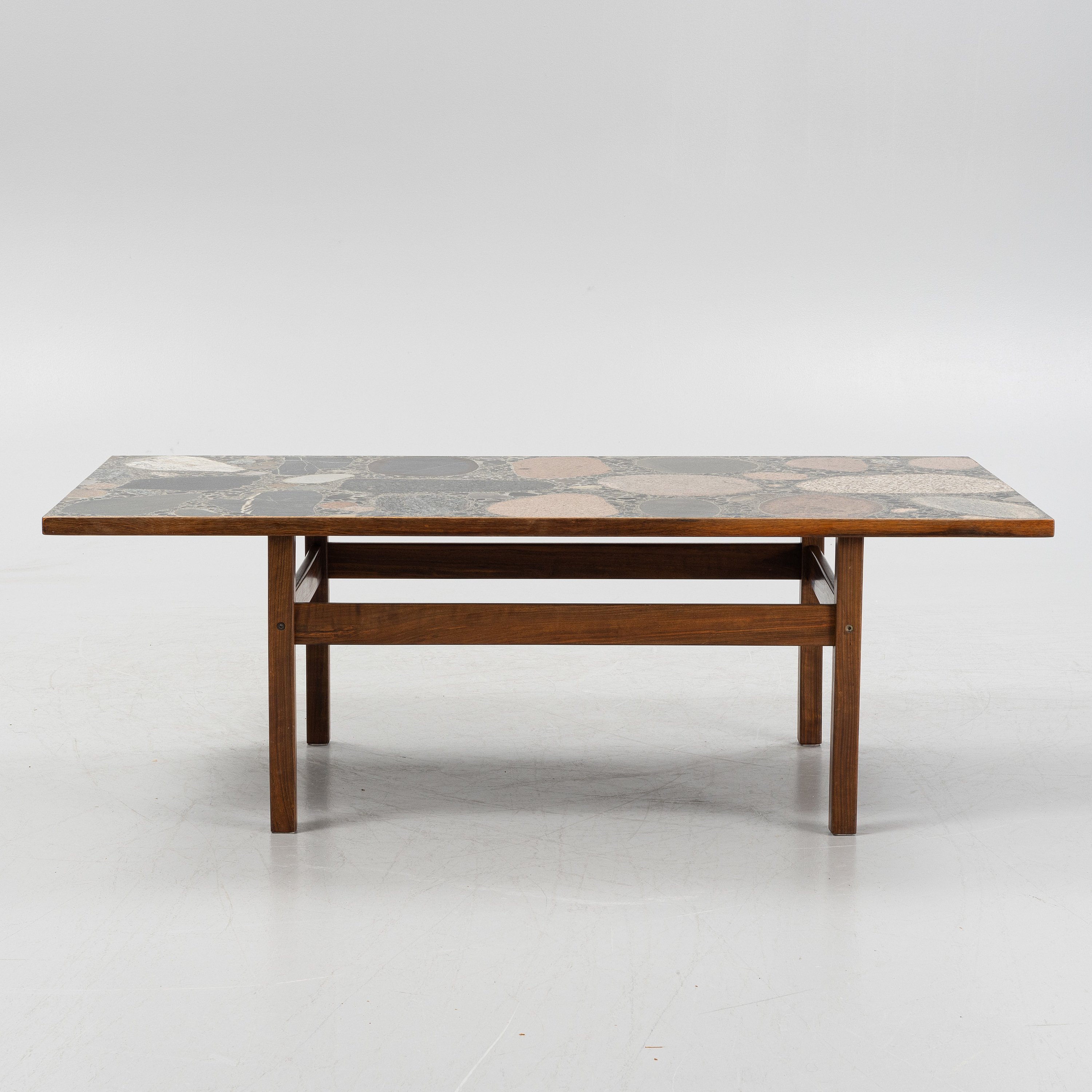 Erling Viksjø, a 'Conglo' coffee table, Norway, 1960's. - Bukowskis