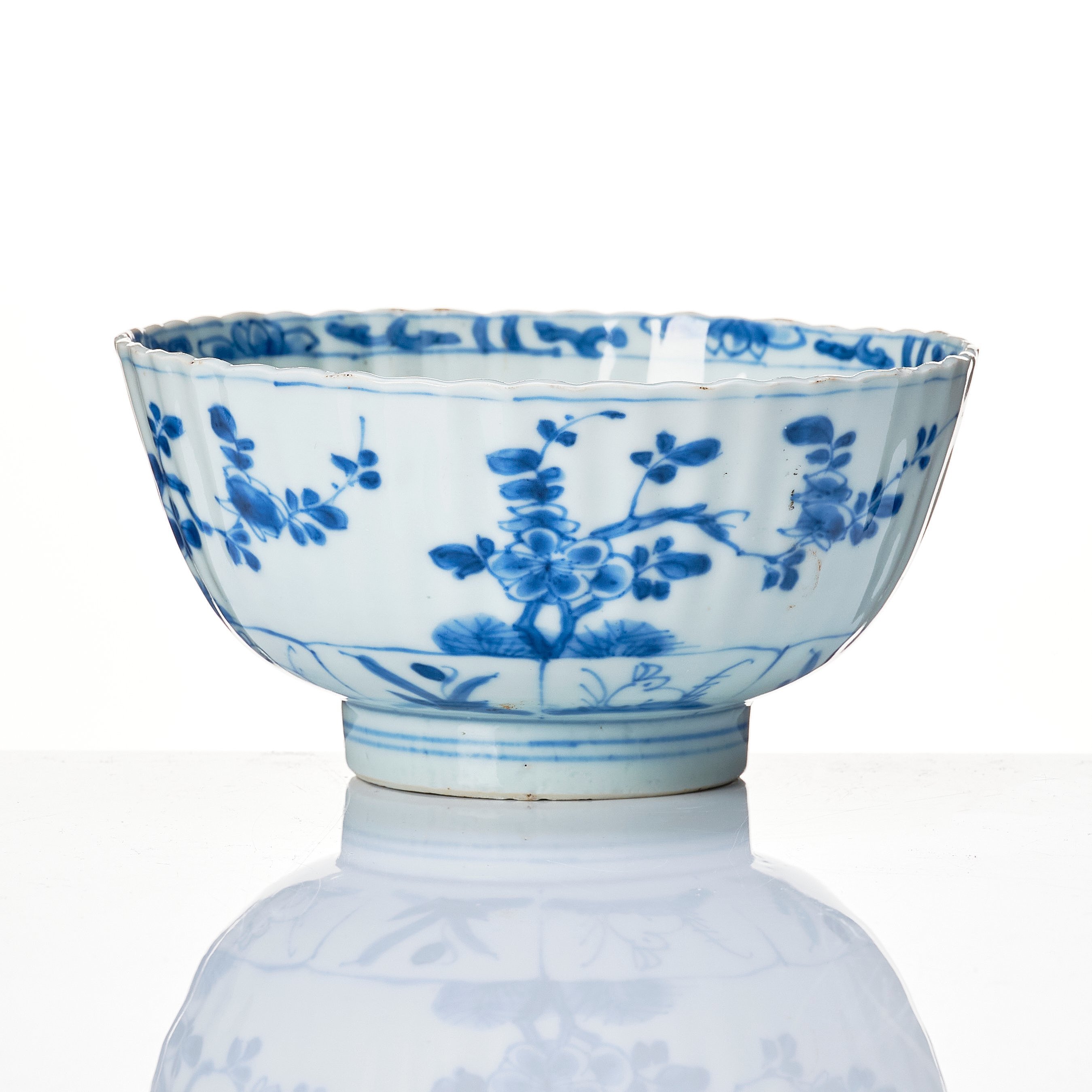 A blue and white bowl, Qing dynasty, Kangxi (1662-1722). - Bukowskis