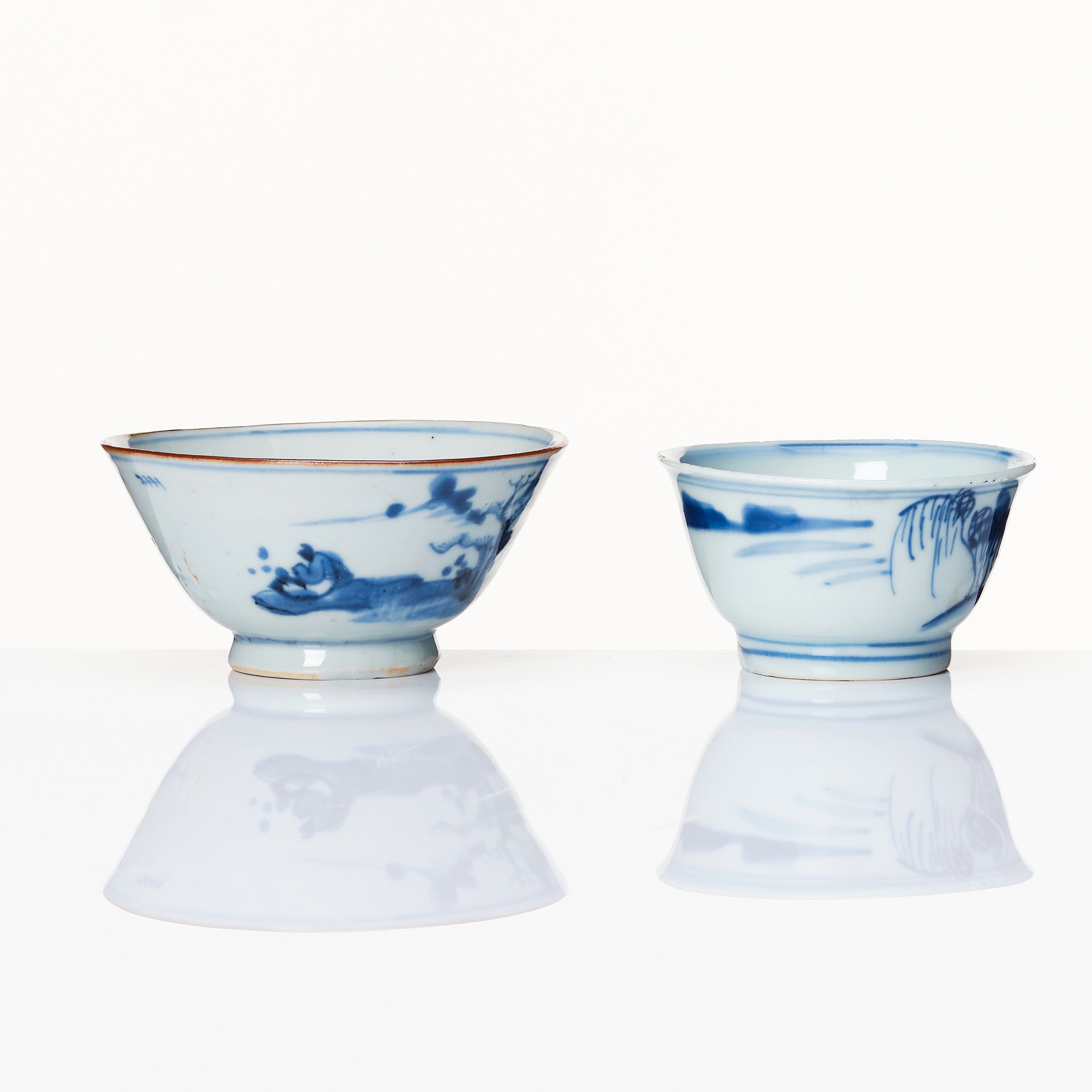 Two blue and white cups, Qing dynasty, 18th Century. - Bukowskis