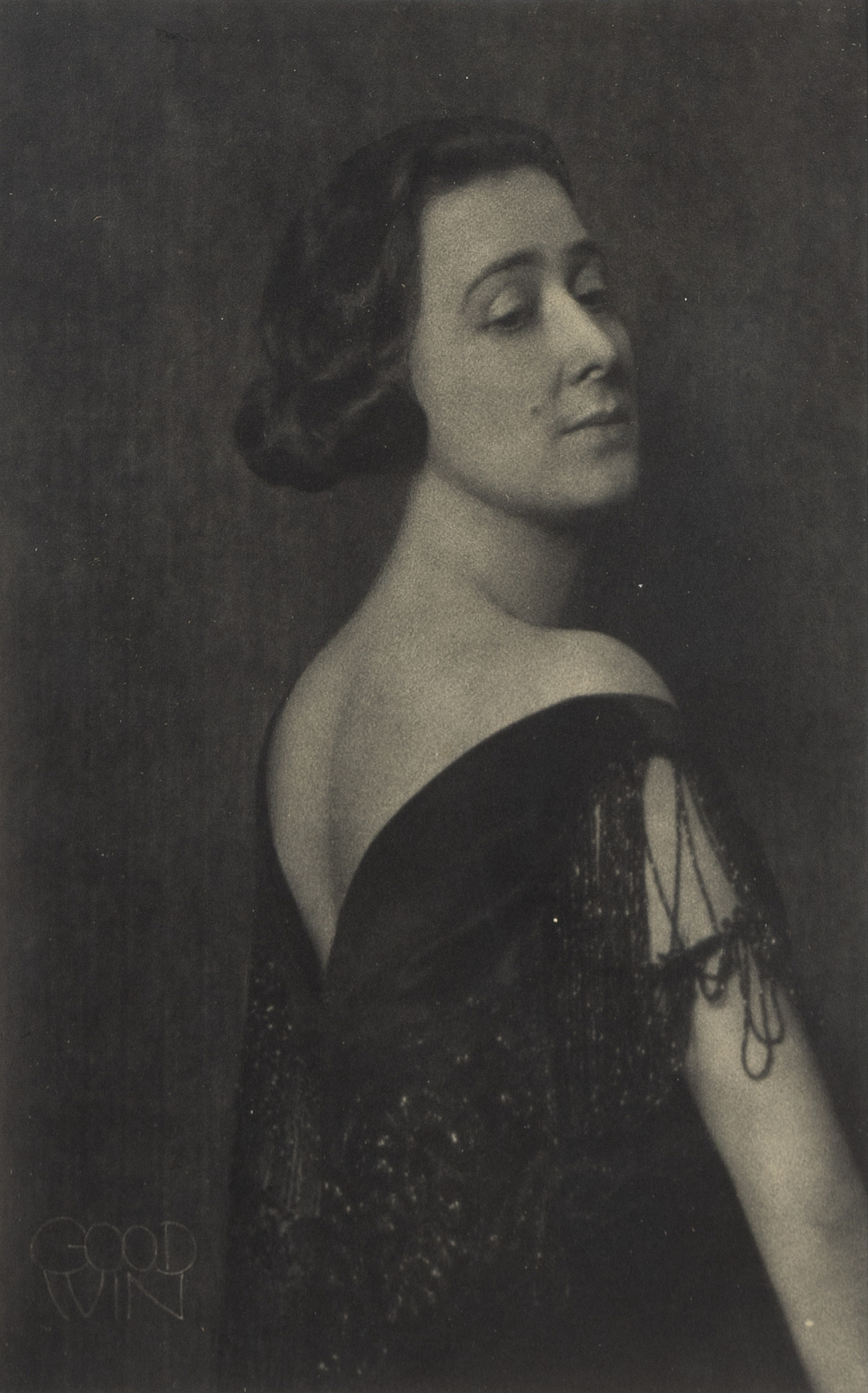 Henry B. Goodwin, gelatin silver print, signed, 1920. - Bukowskis