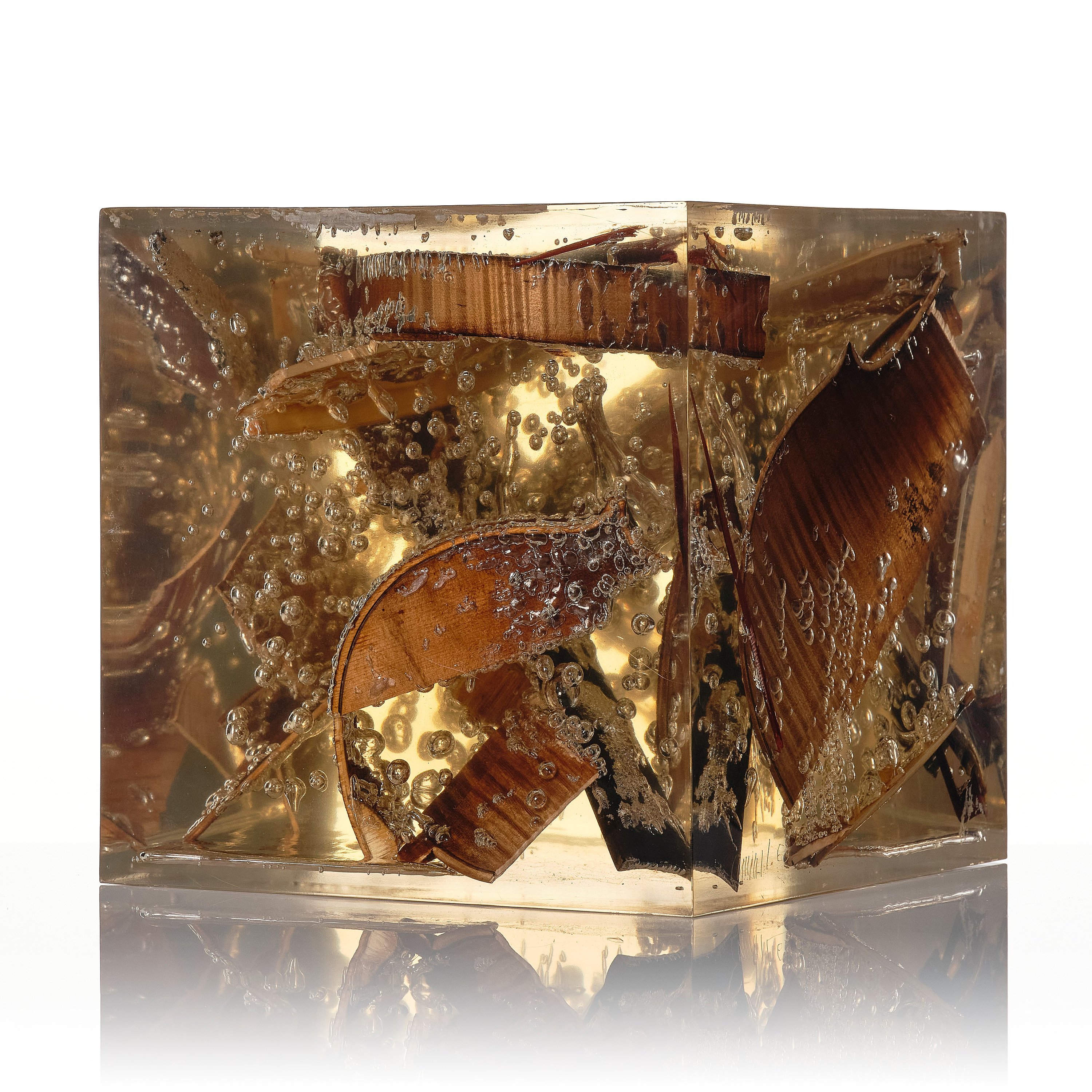 Arman (Armand Pierre Fernandez), Accumulation with violin. - Bukowskis