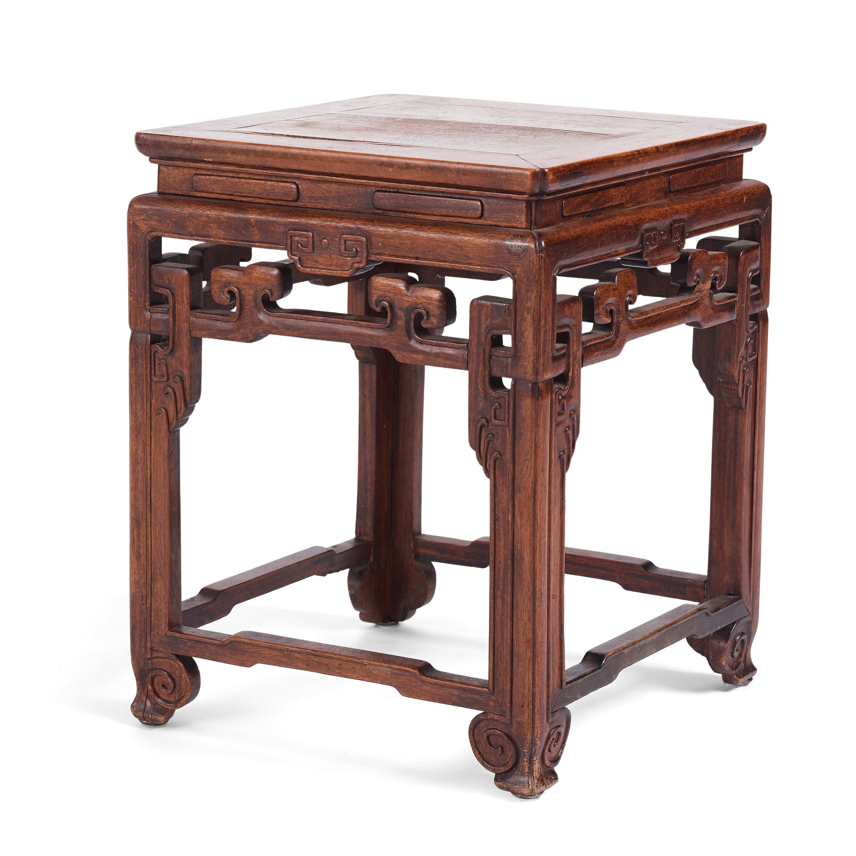 A Chinese hardwood table/seat, Qing dynasty, 19th Century. - Bukowskis