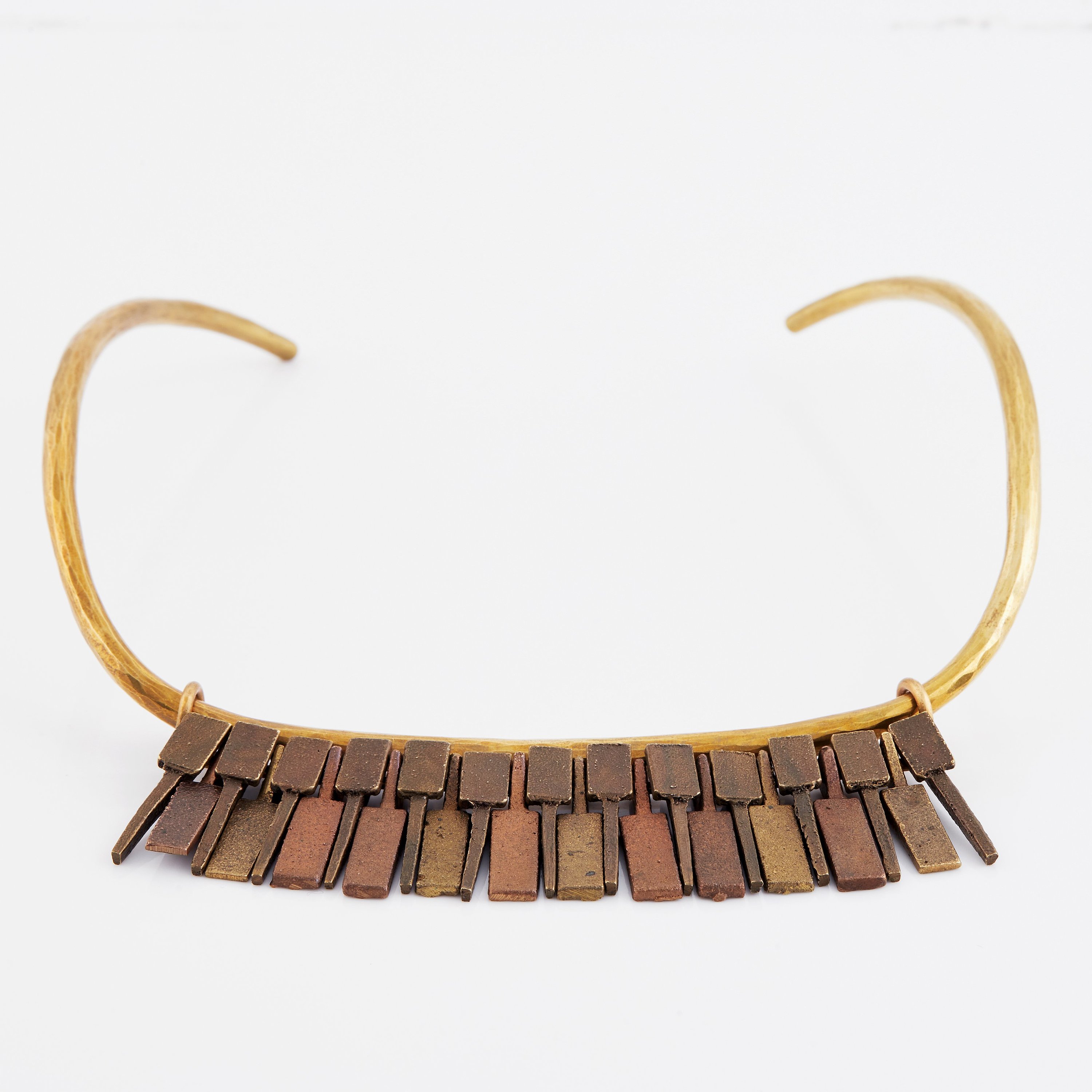 Inga-Britt "Ibe" Dahlquist, a bronze necklace, Visby. - Bukowskis