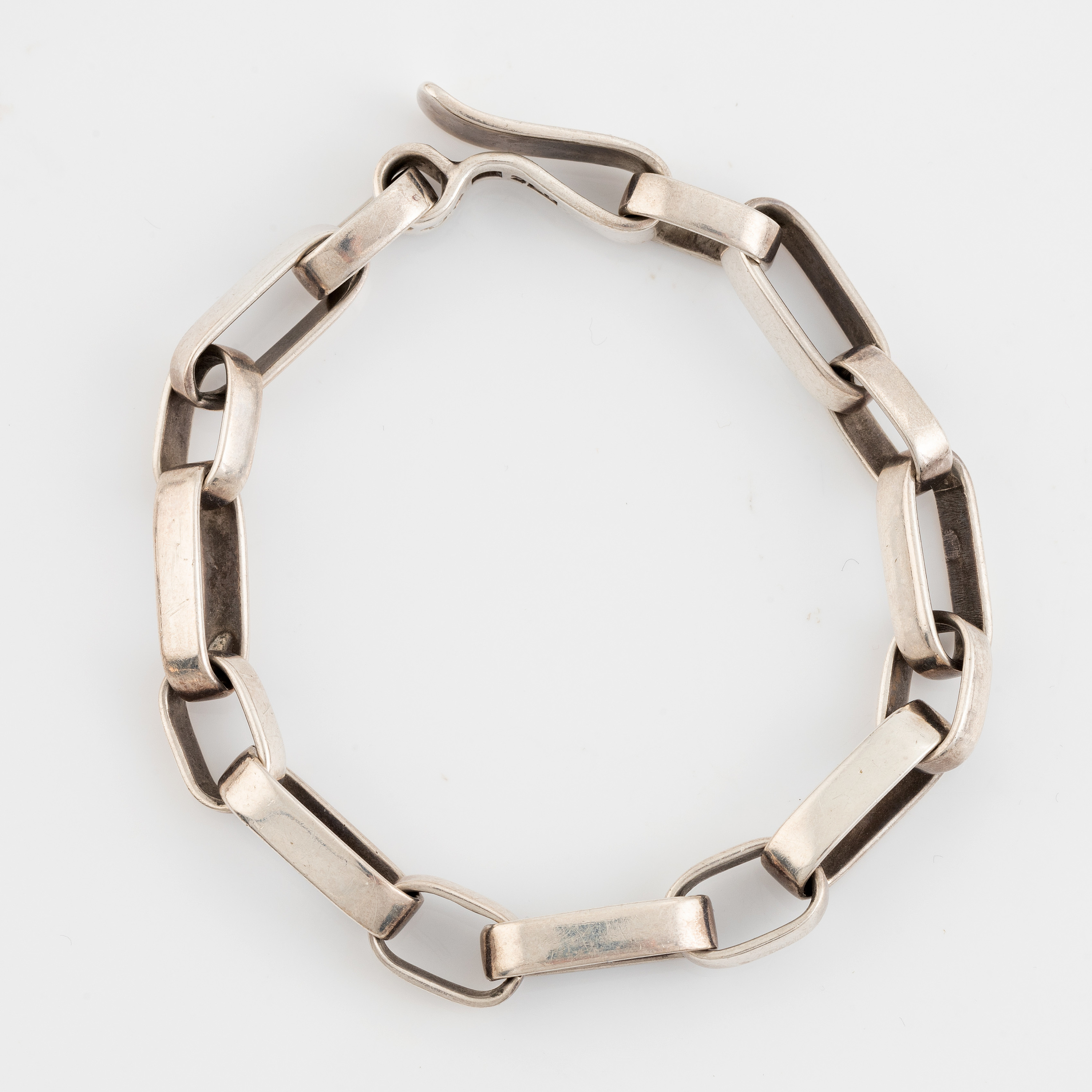 Sven-Erik Högberg, armband samt collier, silver. - Bukowskis