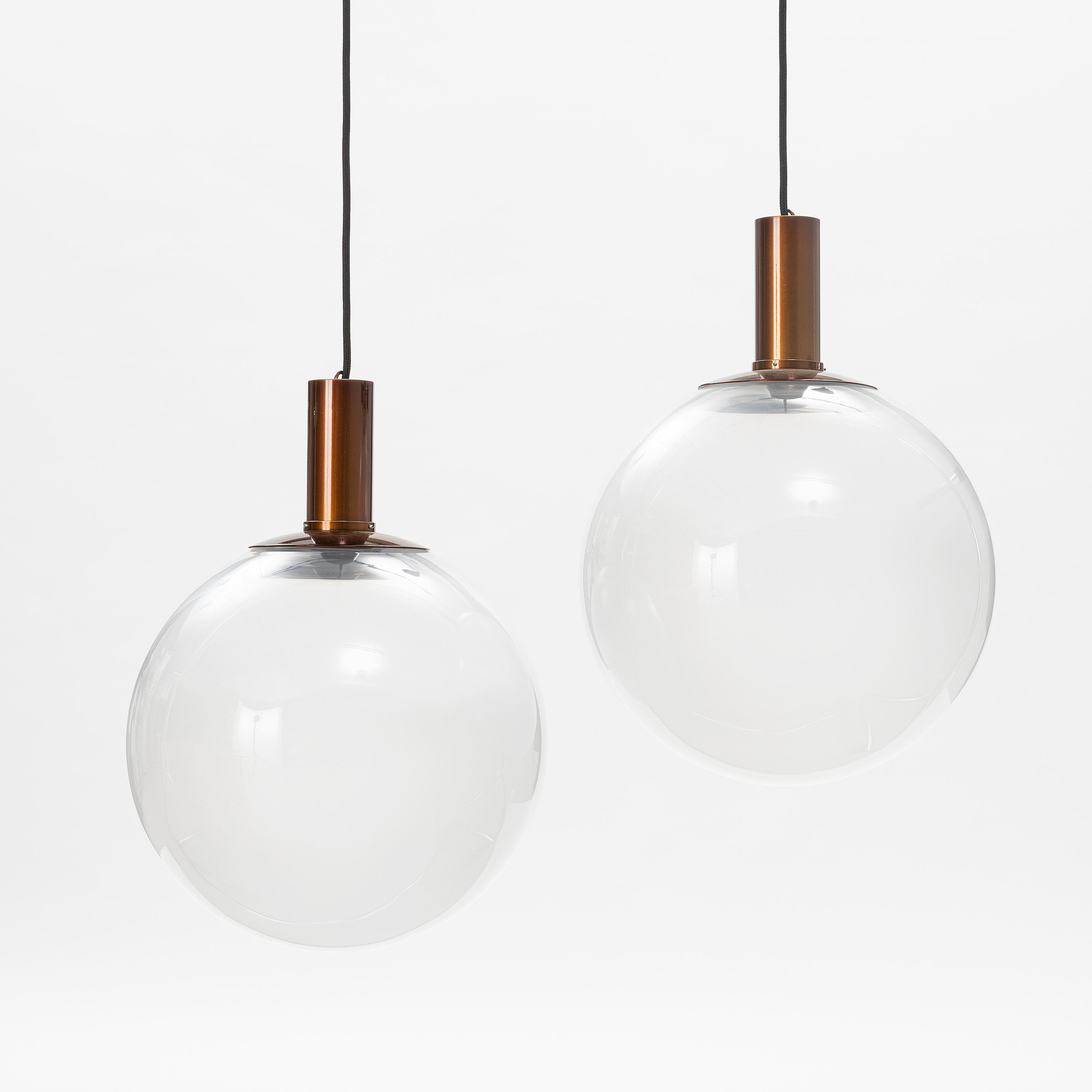 Front Design, two 'Fog' ceiling lights, Zero. - Bukowskis