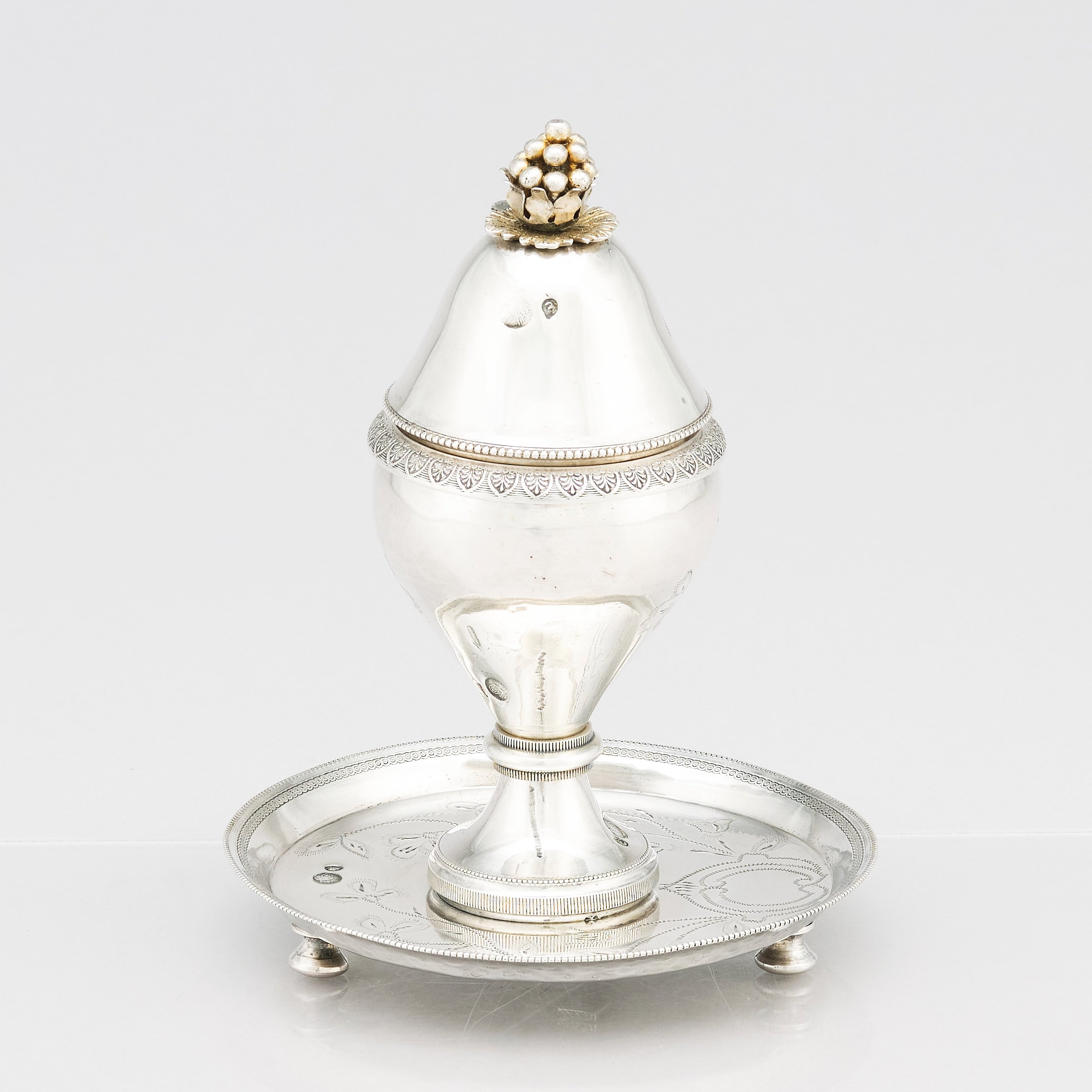 A silver vessel with lid, Ottoman Empire, circa 1890. - Bukowskis