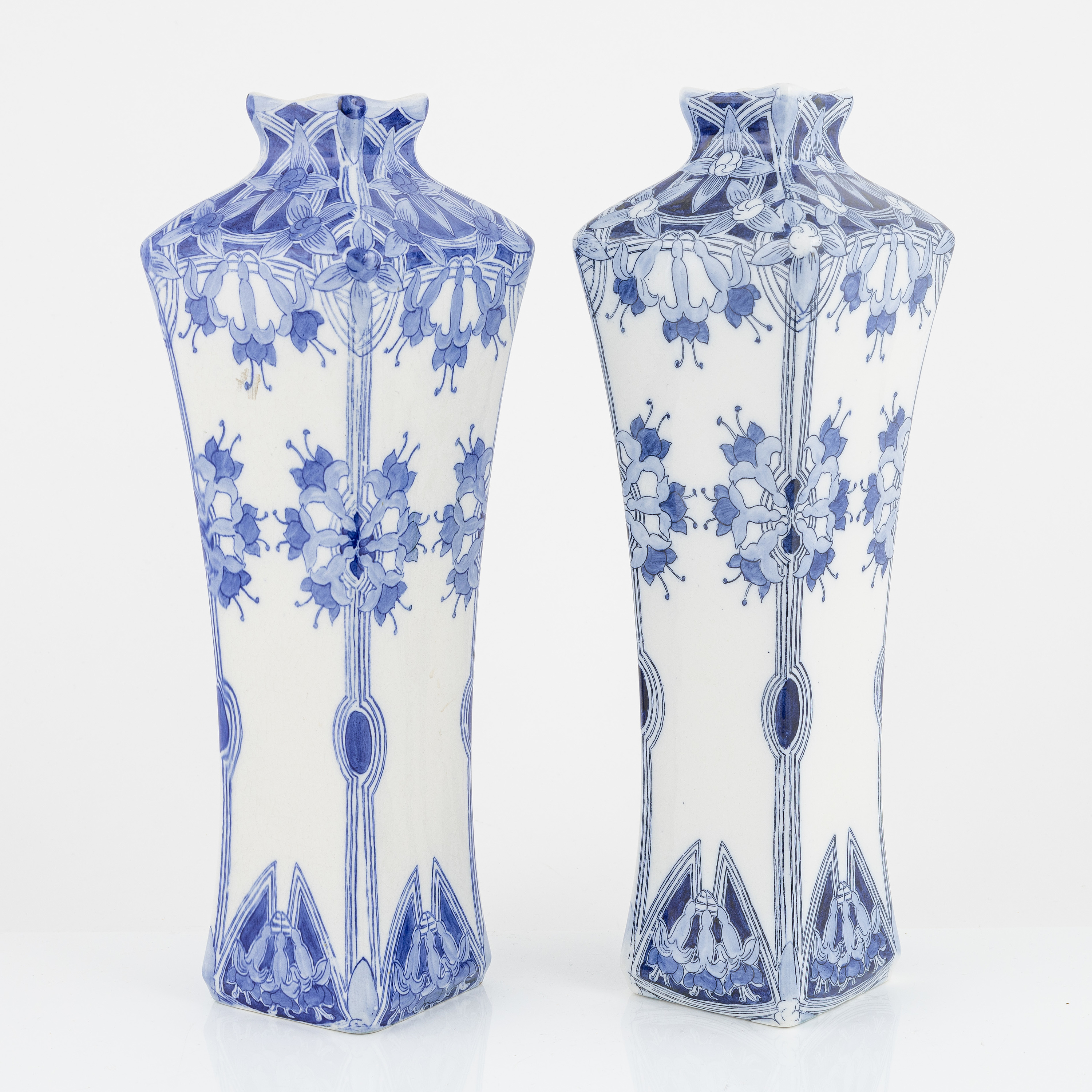 Alf Wallander, vaser, ett par, flintgods, jugend, Rörstrand, omkring år ...