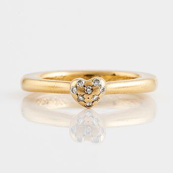 Ole Lynggaard, ring hjärta med briljantslipade diamanter. - Bukowskis