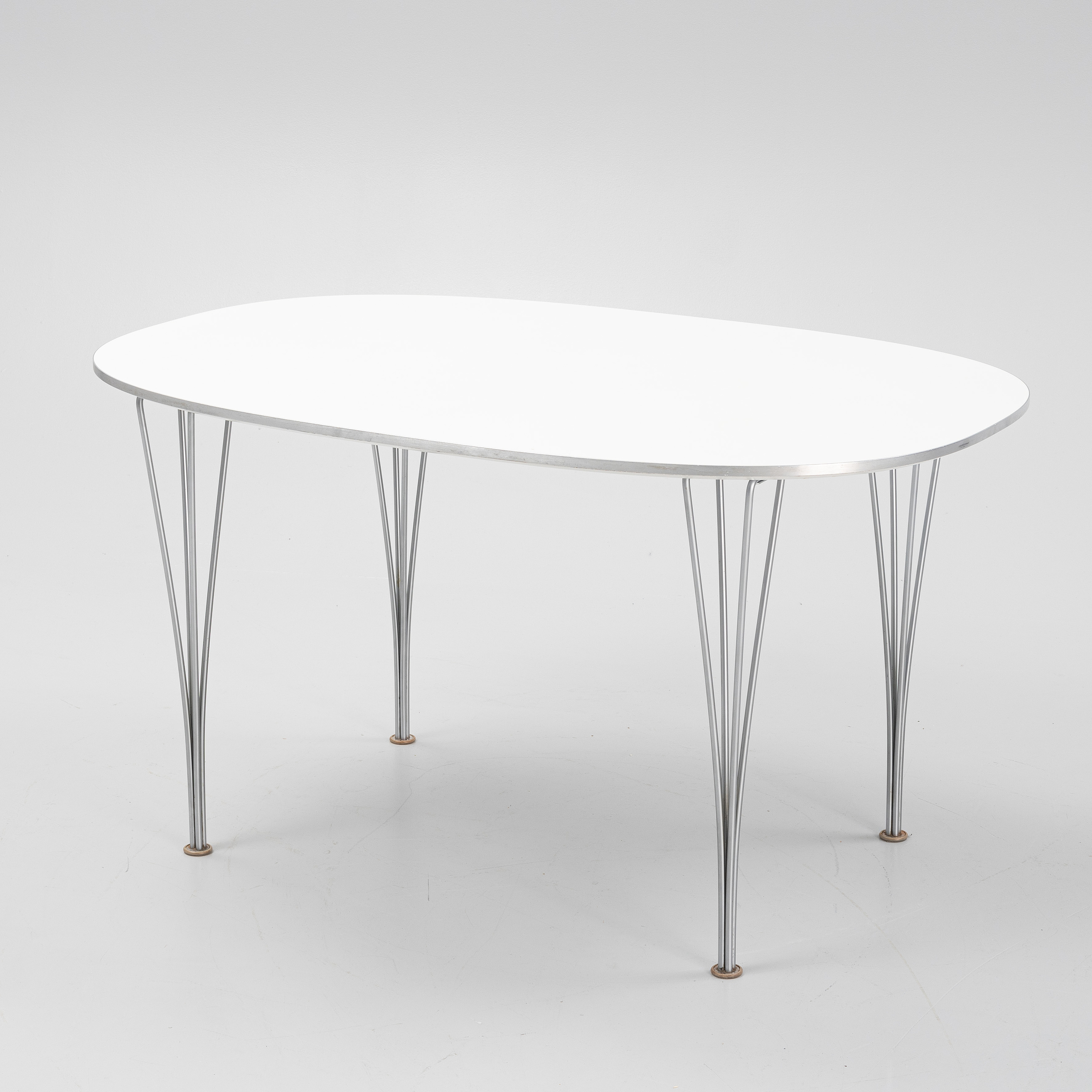 Bruno Mathsson & Piet Hein, matbord, "Superellips", Fritz Hansen, 2001 ...