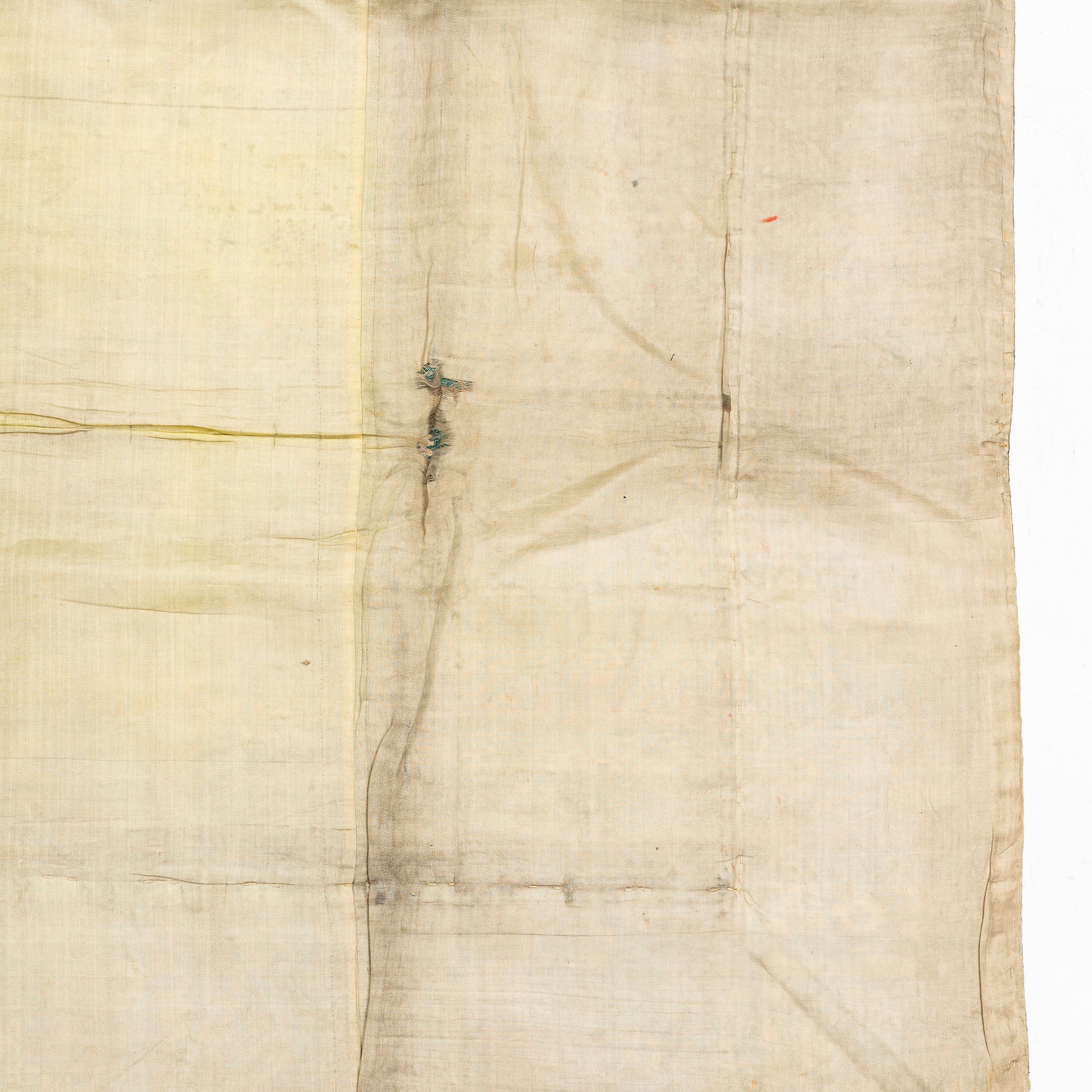 A silk mantel/robe, circa 1900. - Bukowskis