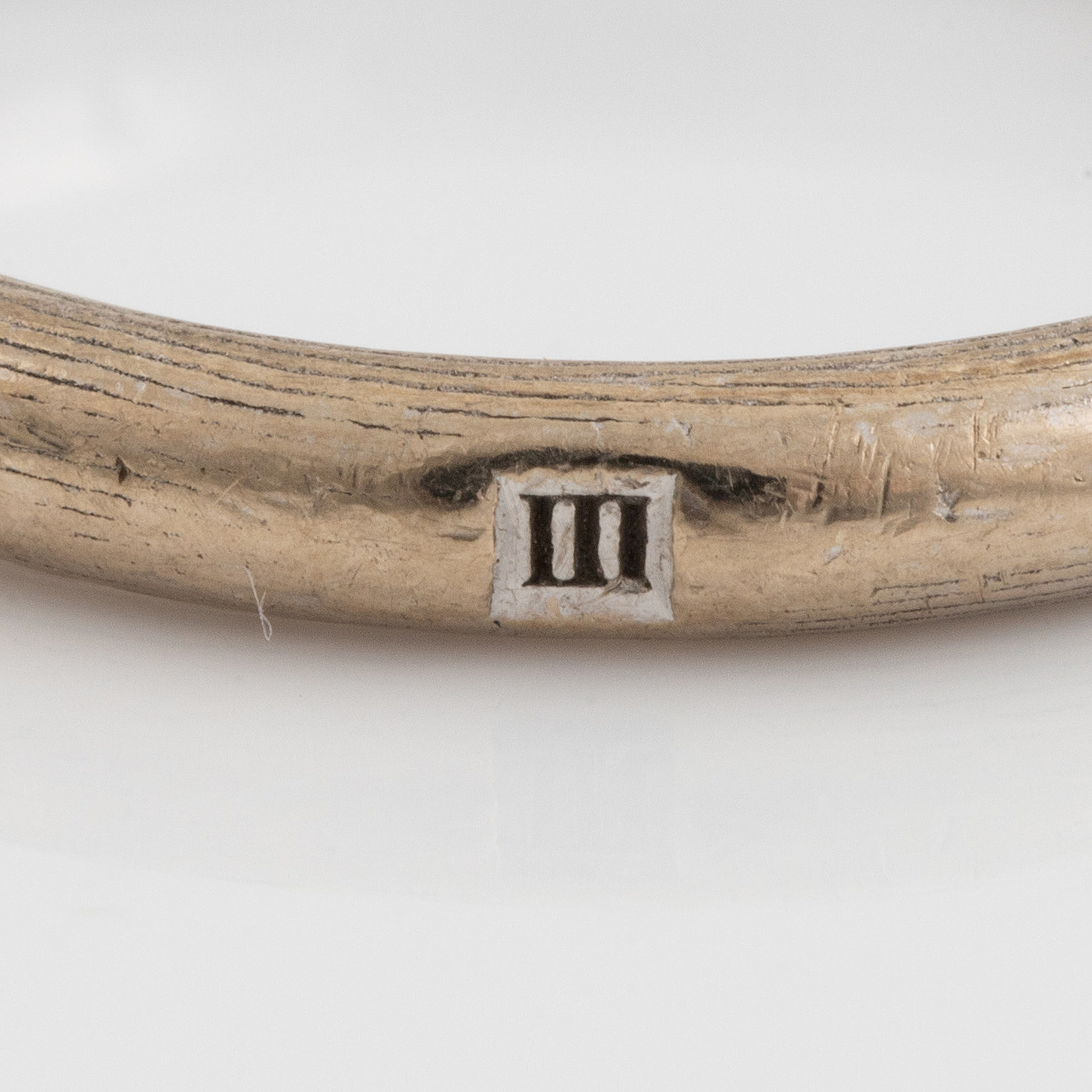 Ole Lynggaard, ring, "nature" 18K vitguld. - Bukowskis