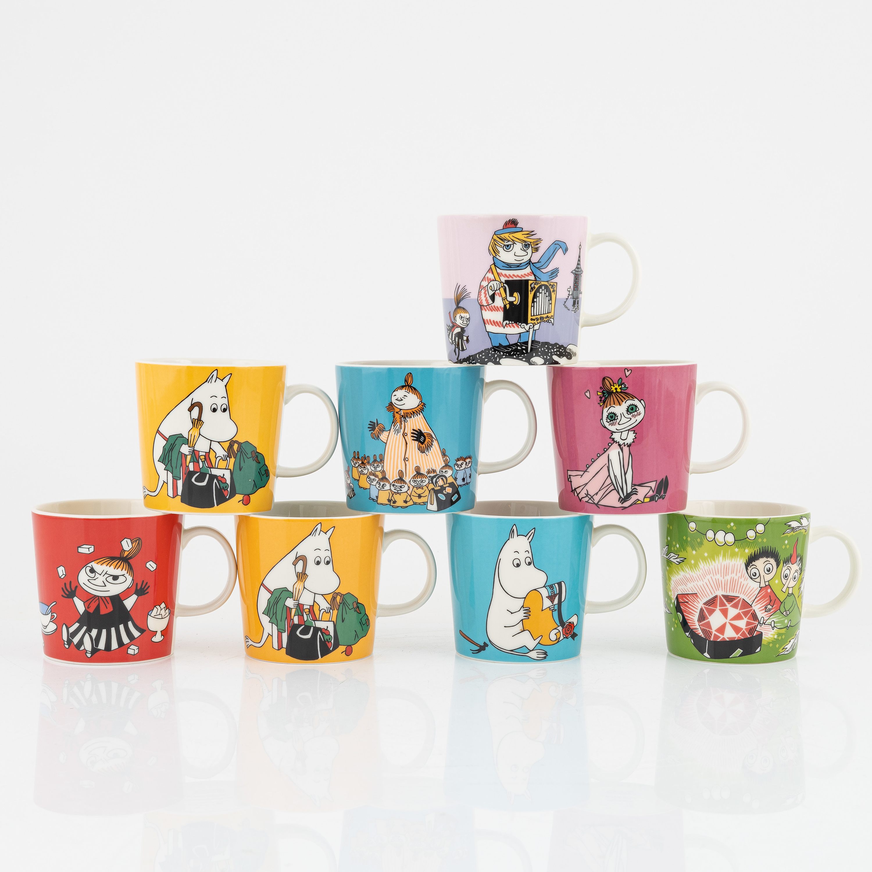 A group of eight porcelain 'Moomin Characters' mugs, Arabia. - Bukowskis