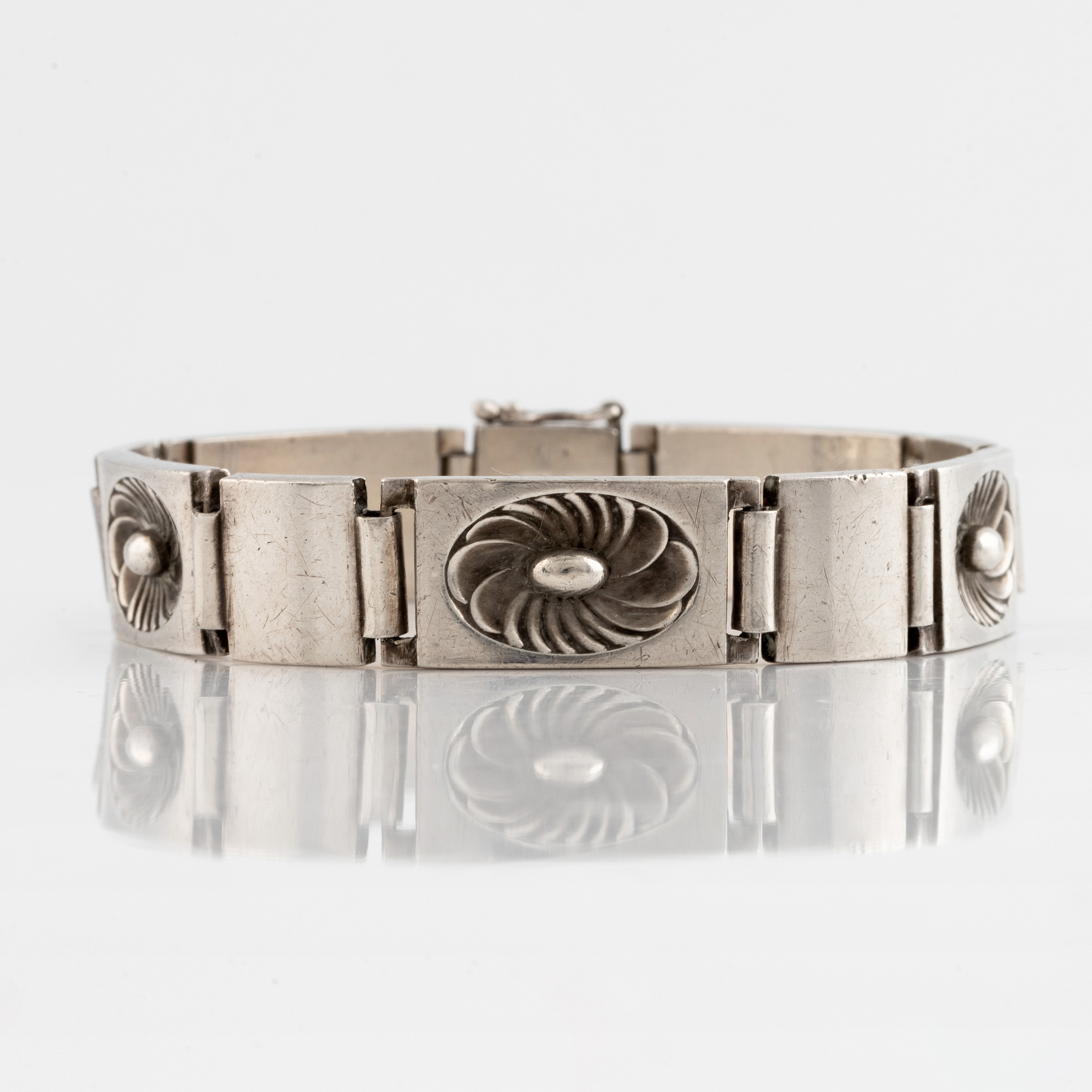 Georg Jensen, silver bracelet. - Bukowskis
