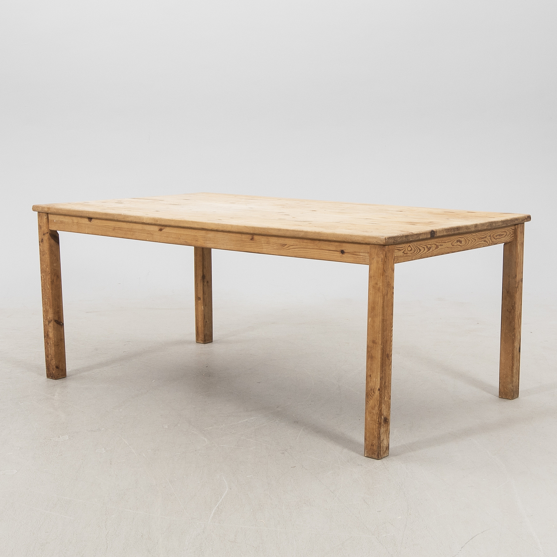 A 1970/80s pine dining table. - Bukowskis
