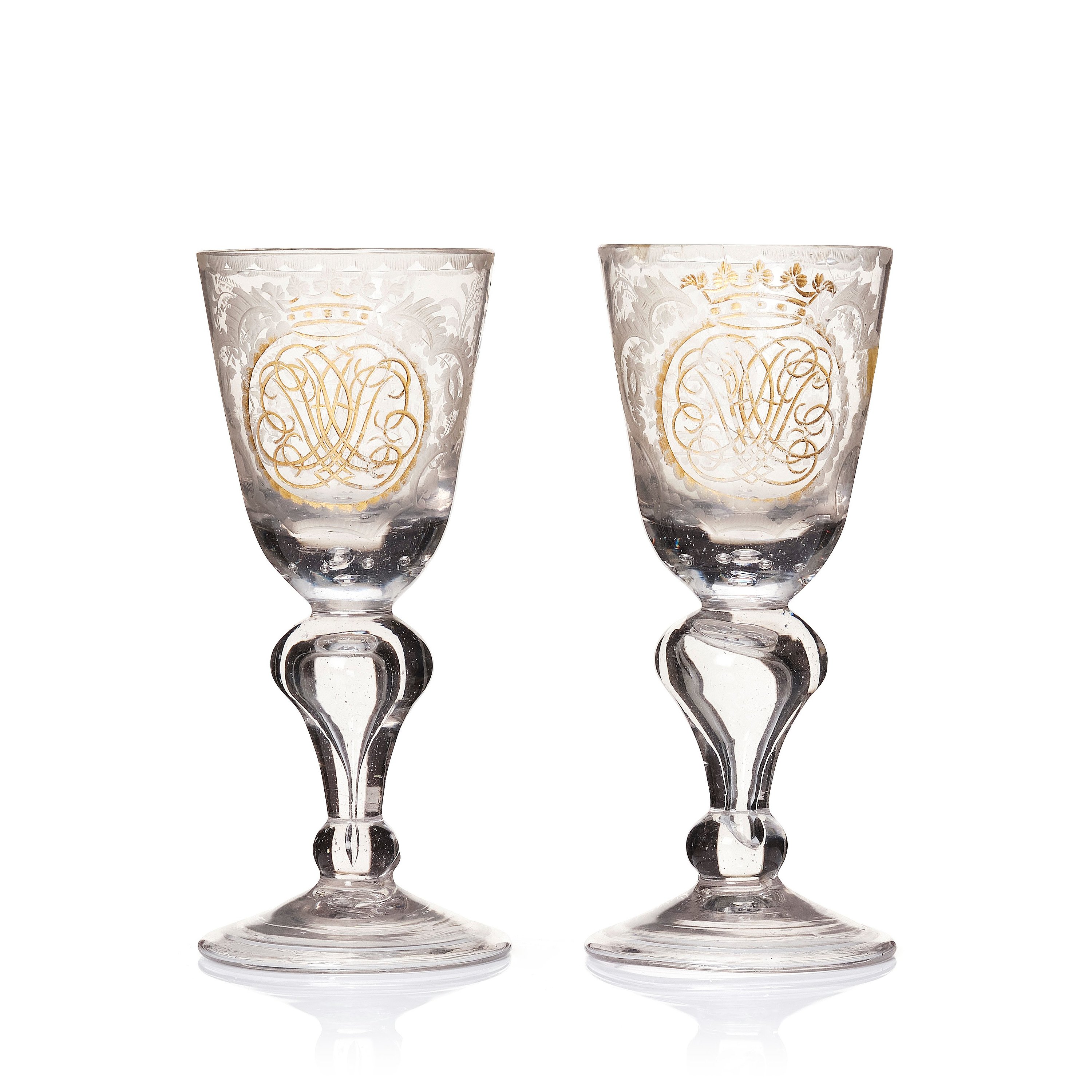 A pair of engraved goblets, Germany, 18th Century. - Bukowskis
