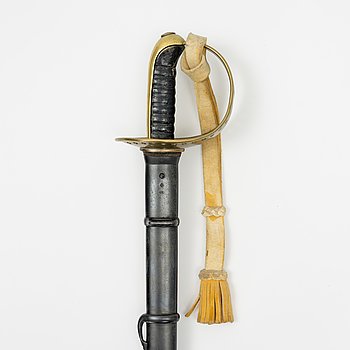 A Swedish cavalry sword, 1893 pattern, with scabbard. - Bukowskis