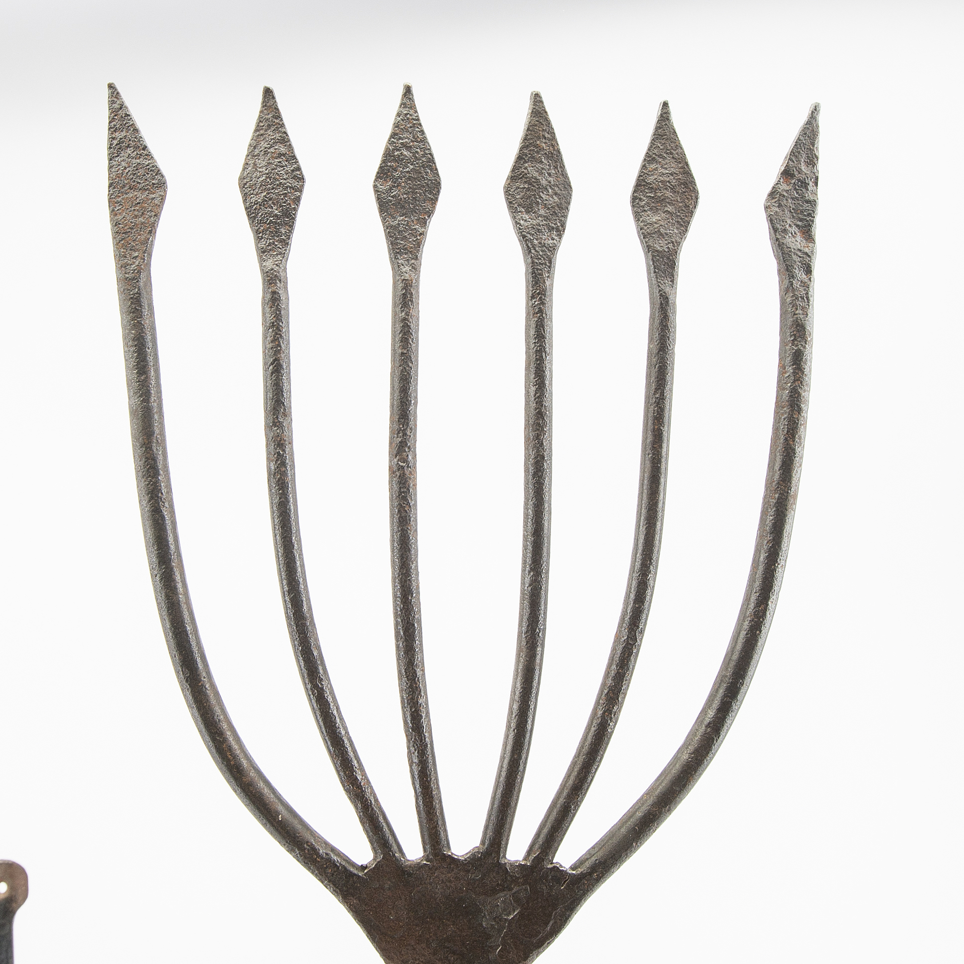 A collection of 14 cast iron ljuster 19th/20th century. - Bukowskis