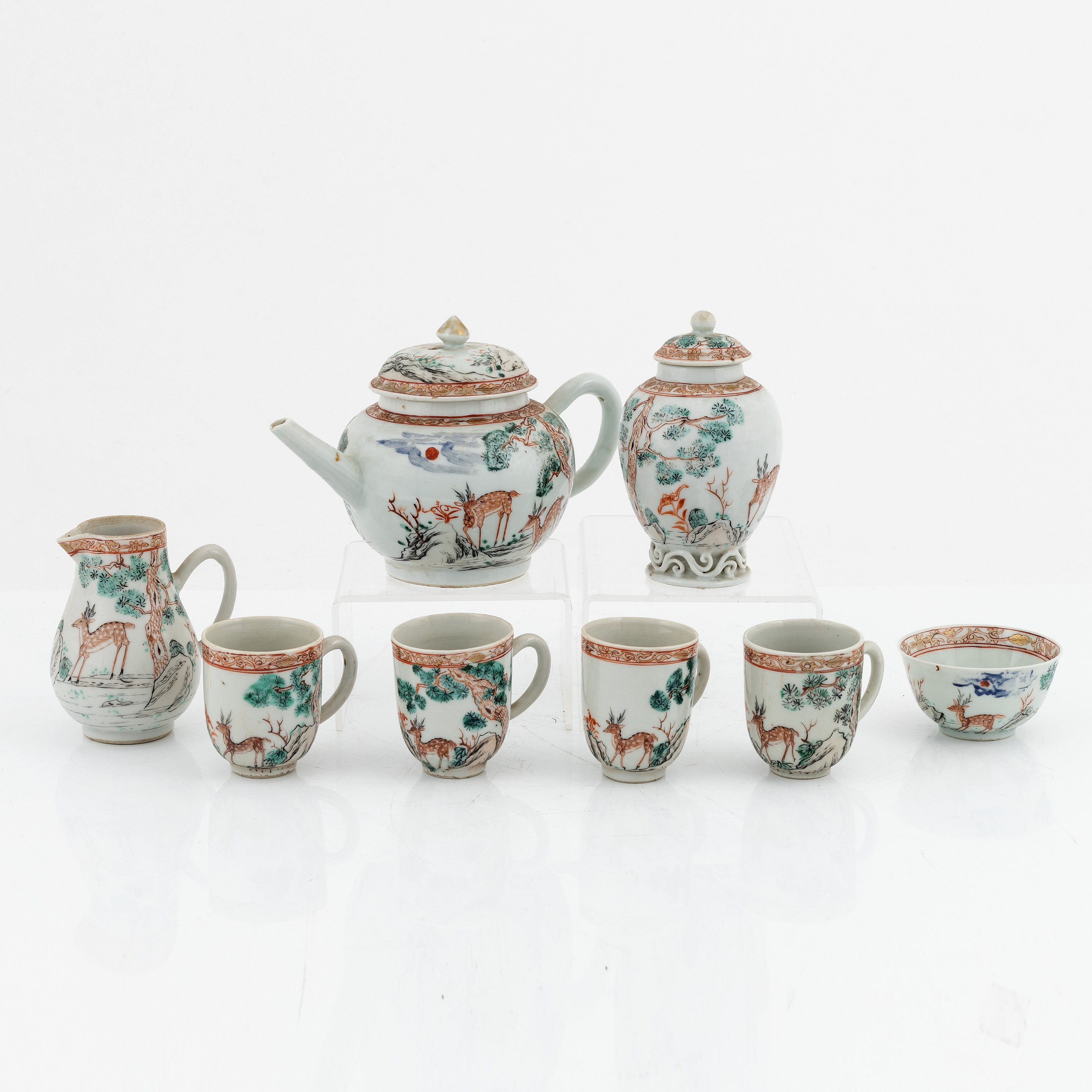 A porcelain tea set, China, 18th century. - Bukowskis