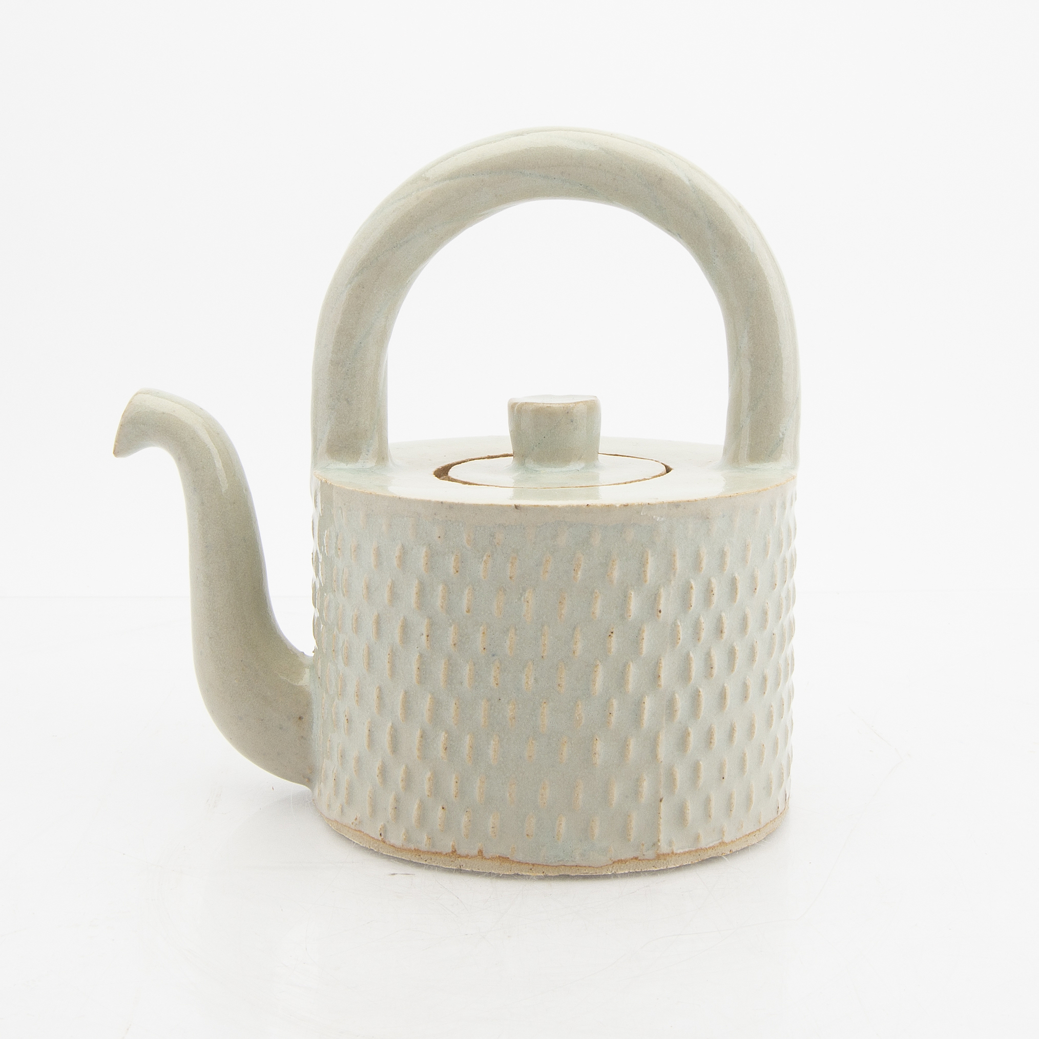 Signe Persson-Melin, a signed glazed stoneware tea pot. - Bukowskis