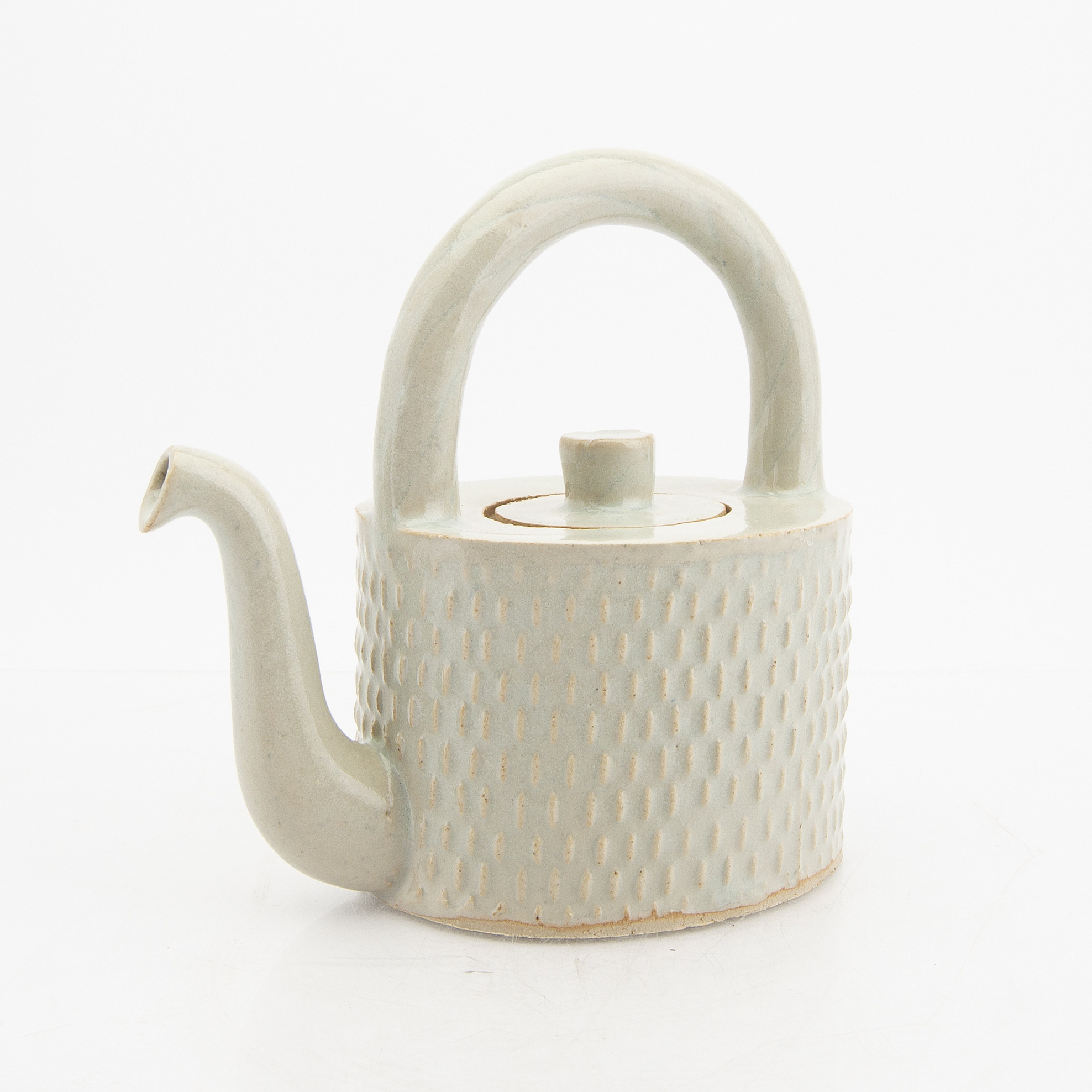 Signe Persson-Melin, a signed glazed stoneware tea pot. - Bukowskis