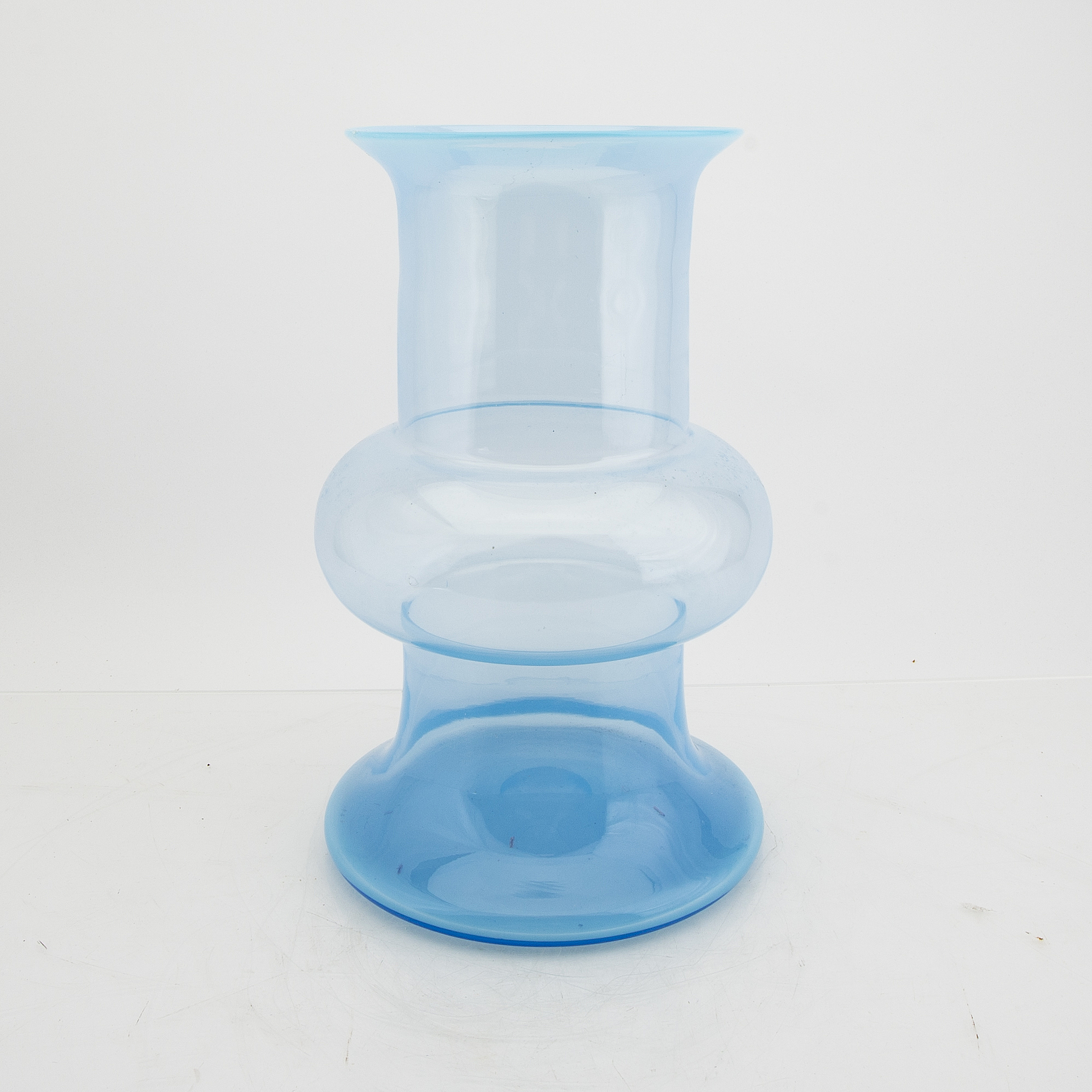 Signe Persson-Melin, vas "Boda blom" glas 1970-tal Boda. - Bukowskis