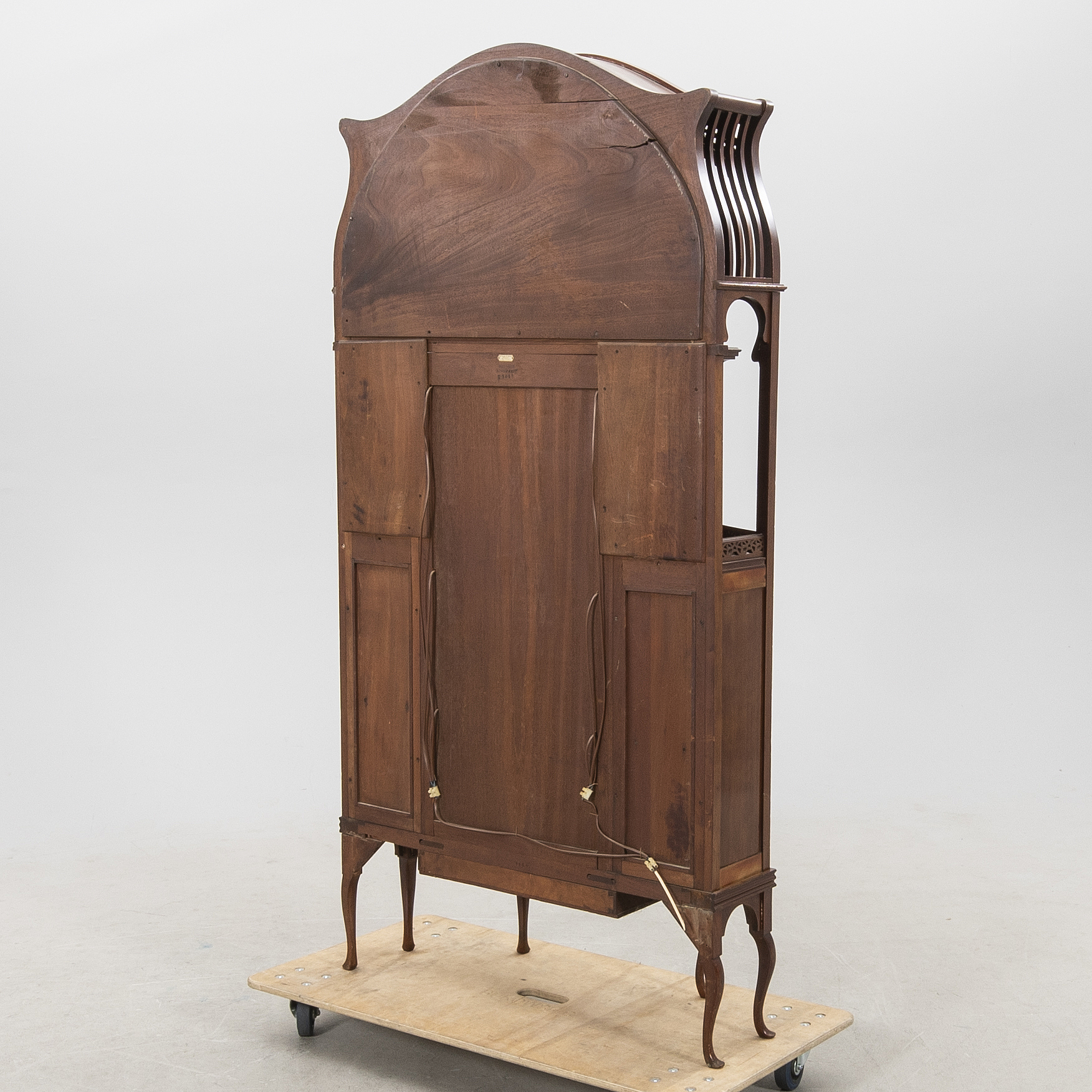 Vitrinskåp Art Nouveau tidigt 1900-tal H Pander & Zonen Nederländerna ...