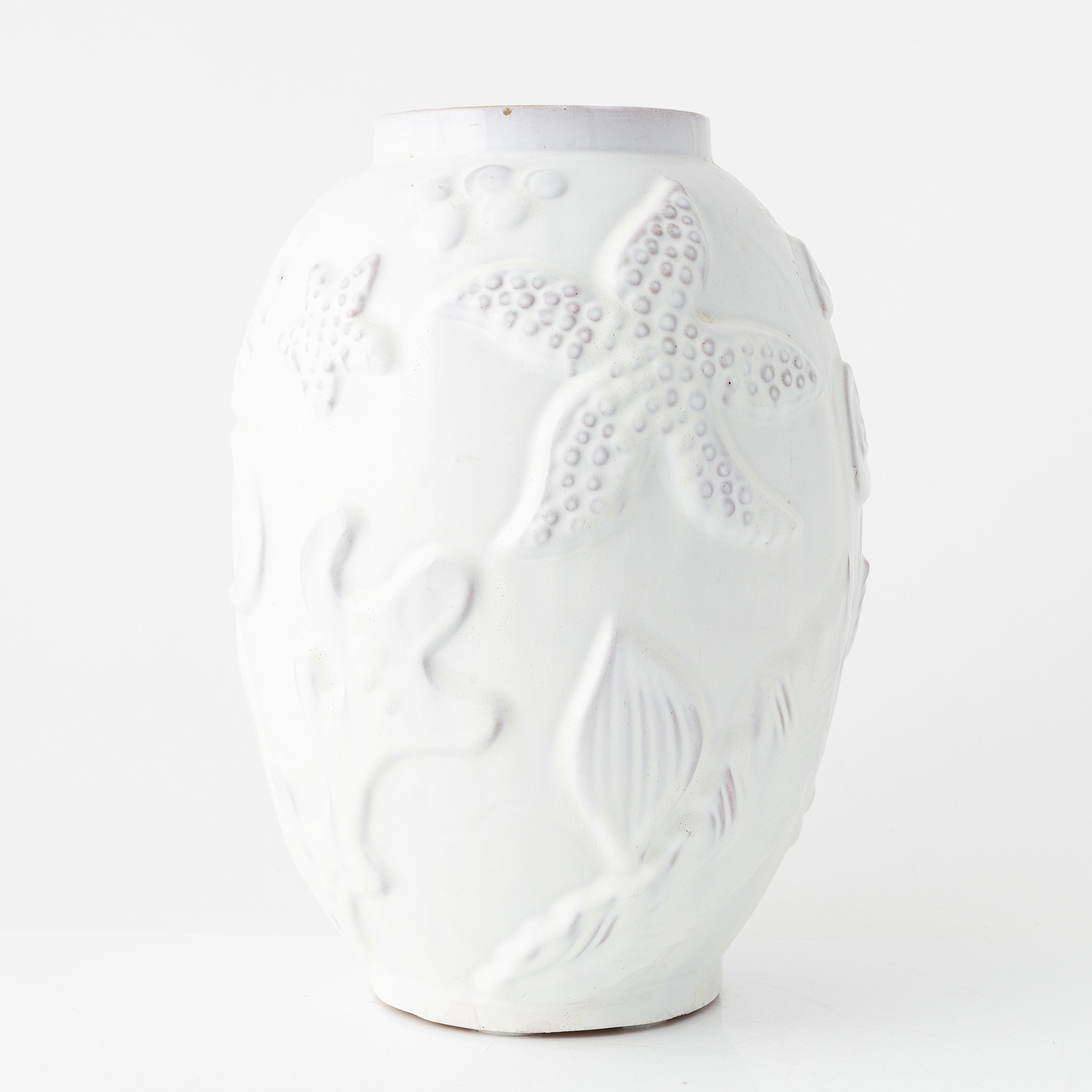 Anna-Lisa Thomson, an earthenware vase, Upsala-Ekeby, mid 20th Century. - Bukowskis