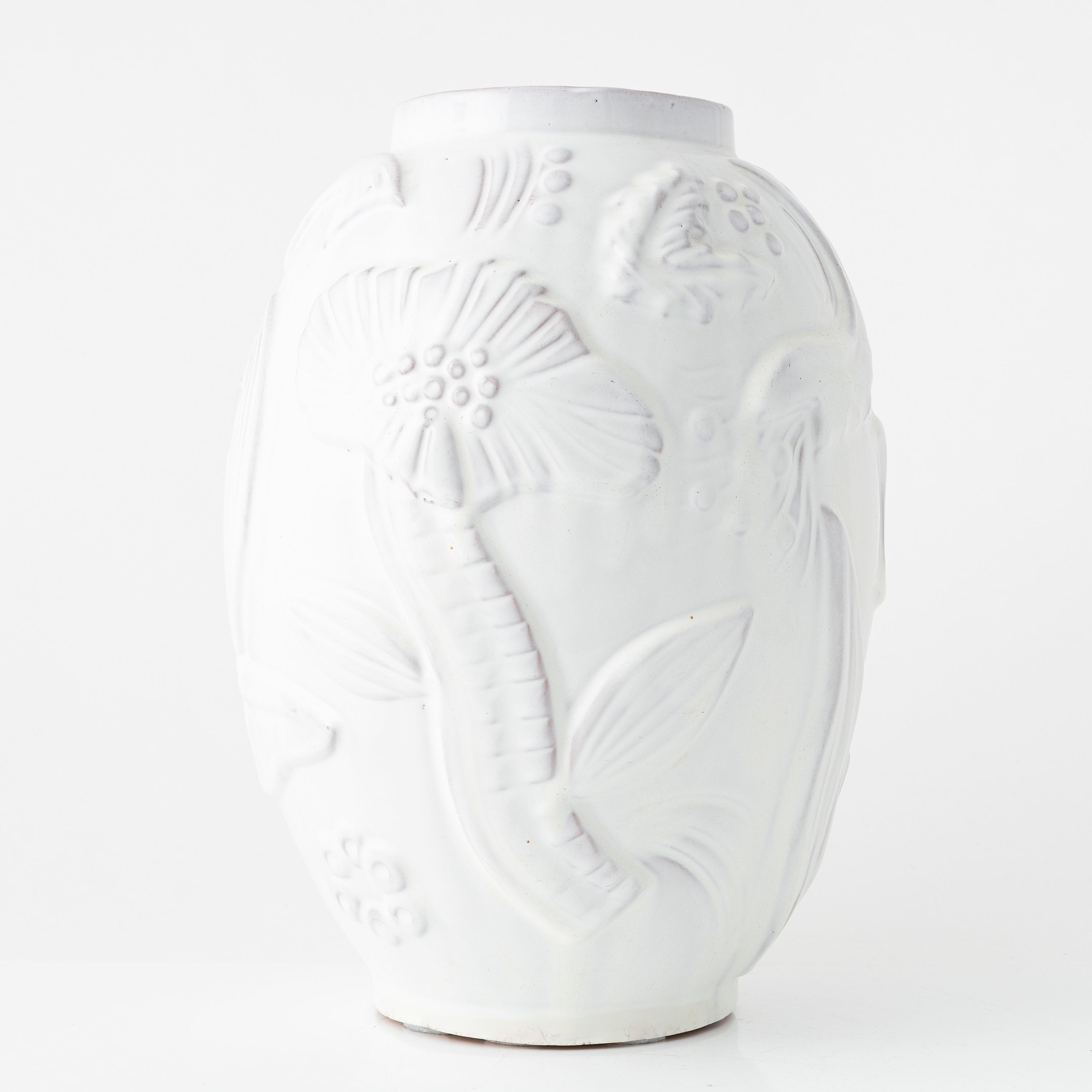 Anna-Lisa Thomson, an earthenware vase, Upsala-Ekeby, mid 20th Century. - Bukowskis