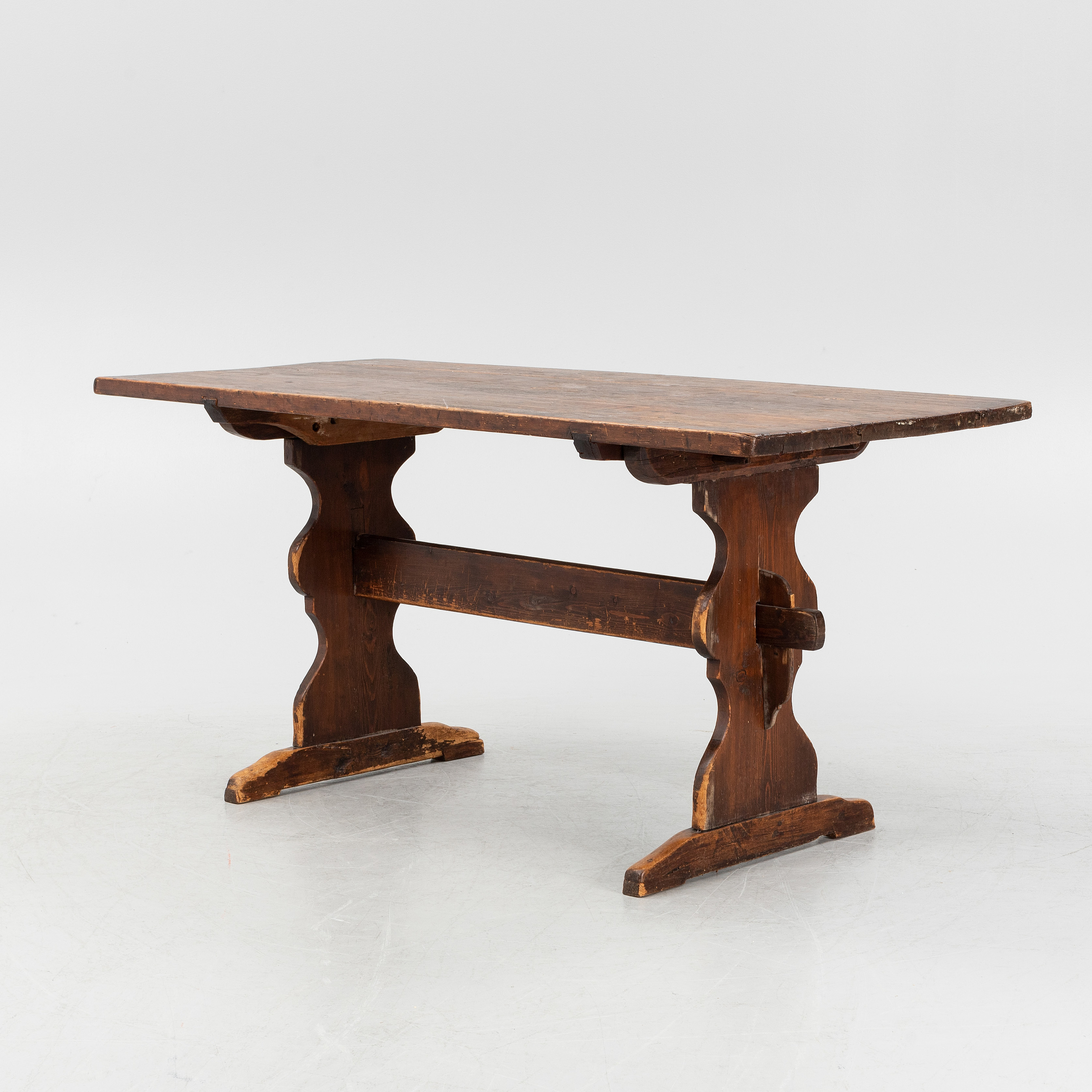 Bockbord, allmoge 1800-tal. - Bukowskis