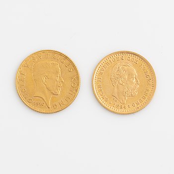 Two Swedish gold coins, 5 kronor, 1894 And 1920. - Bukowskis