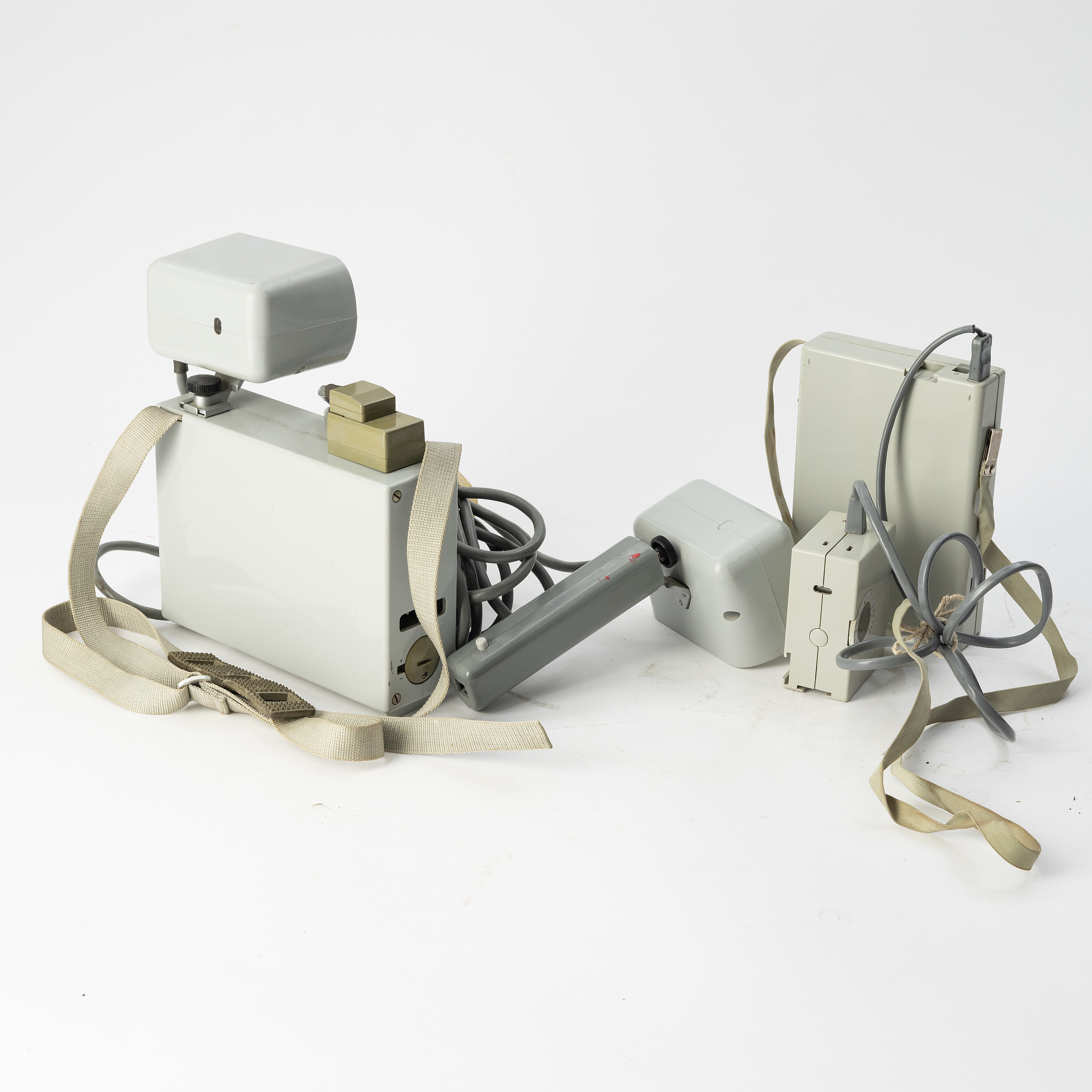 Dieter Rams, Robert Oberheim et al, 6 projectors and two flash lights ...