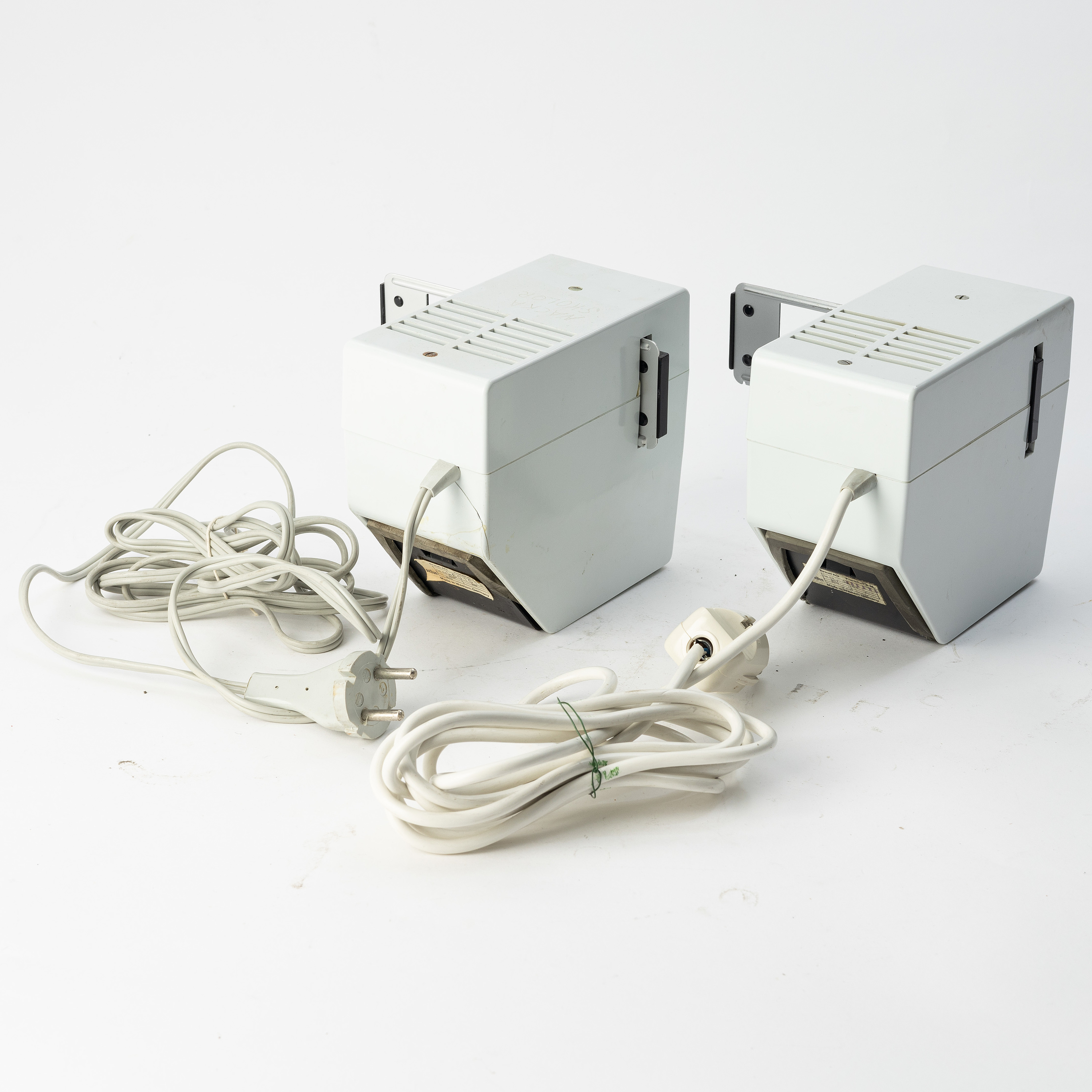 Dieter Rams, Robert Oberheim et al, 6 projectors and two flash lights ...