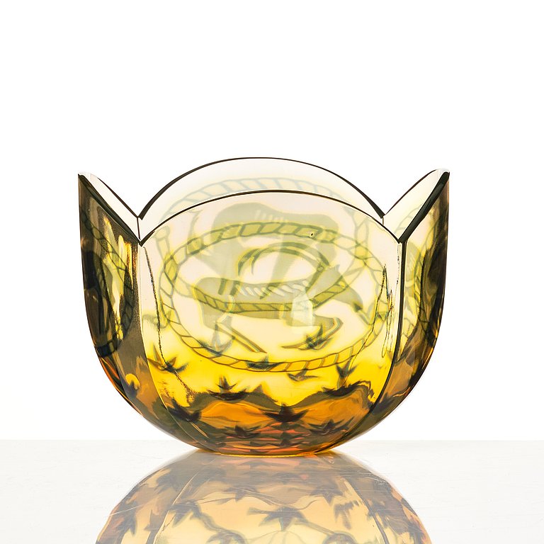 Gunnar Cyrén, a 'graal' glass bowl, Orrefors, Sweden. - Bukowskis
