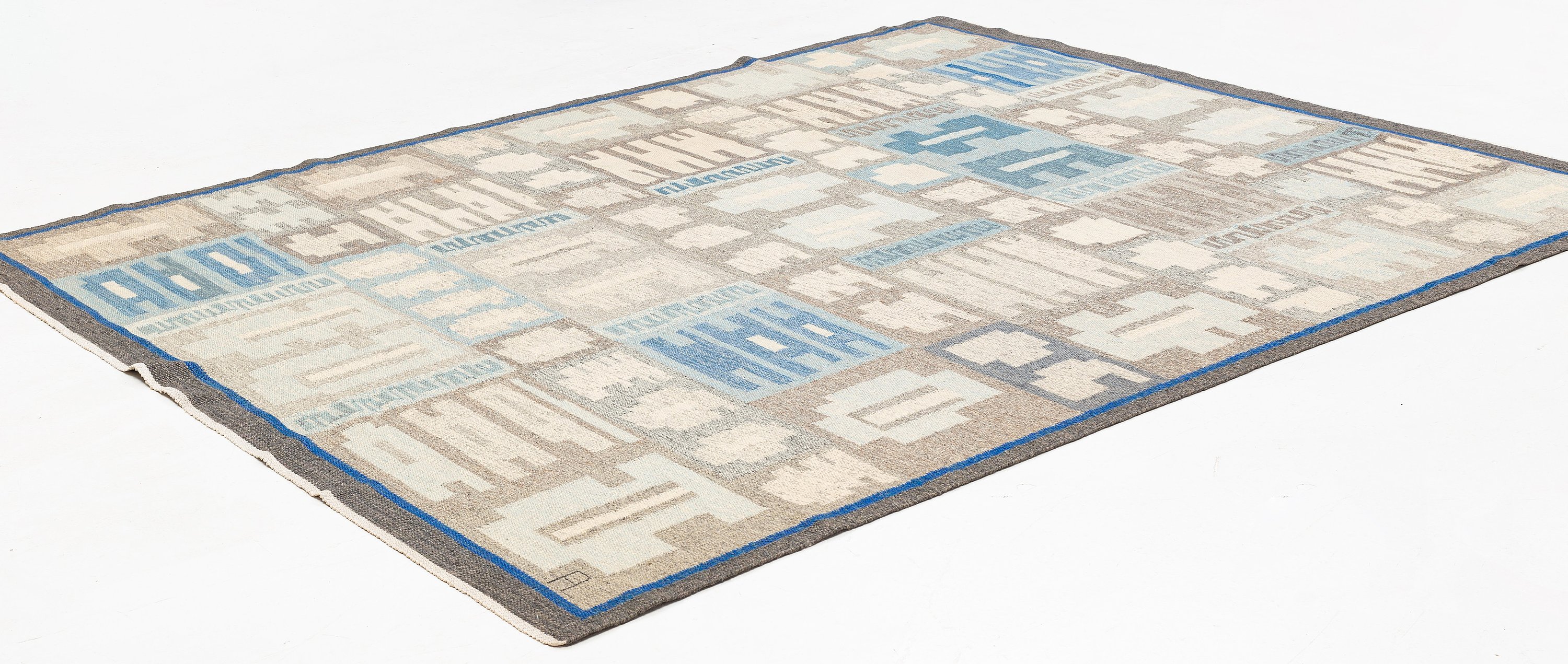 Alice Lund, a carpet, flat weave, ca 302 x 251, signed AL. - Bukowskis
