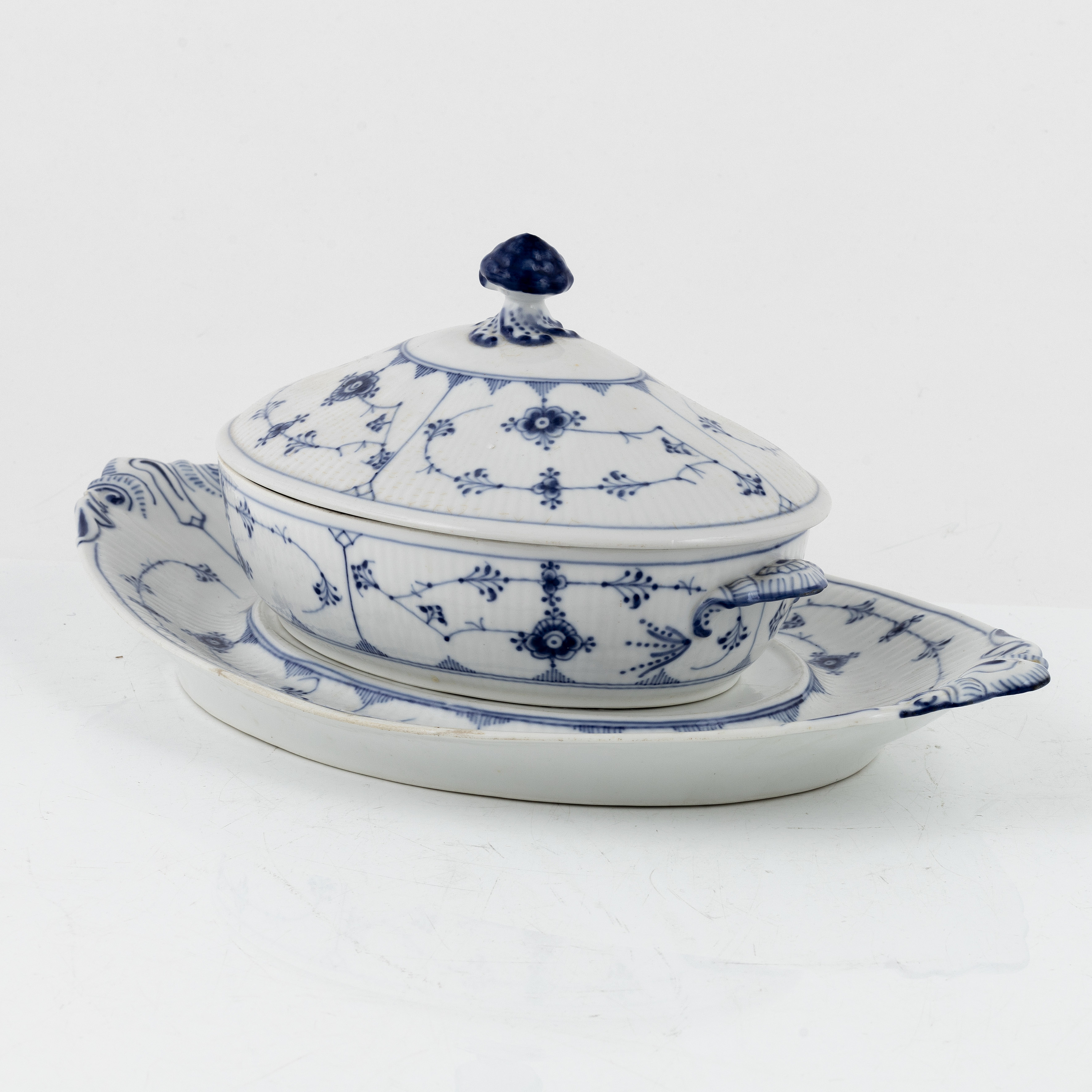 A porcelain terrine with plate, 'Musselmalet', Royal Copenhagen ...