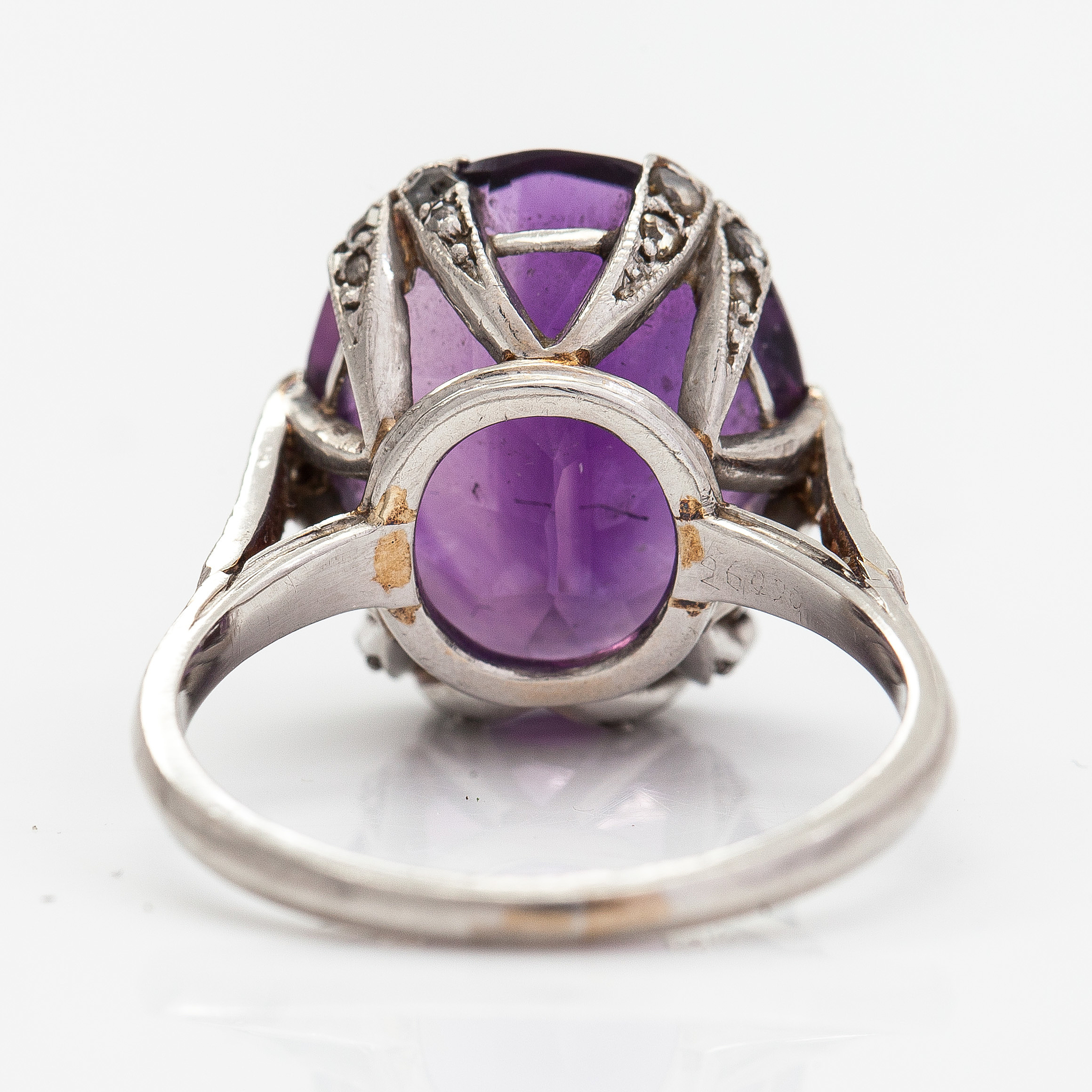 Sormus, platinaa, ametisti, 8/8-hiottuja timantteja n. 0.10 ct yht ja ...