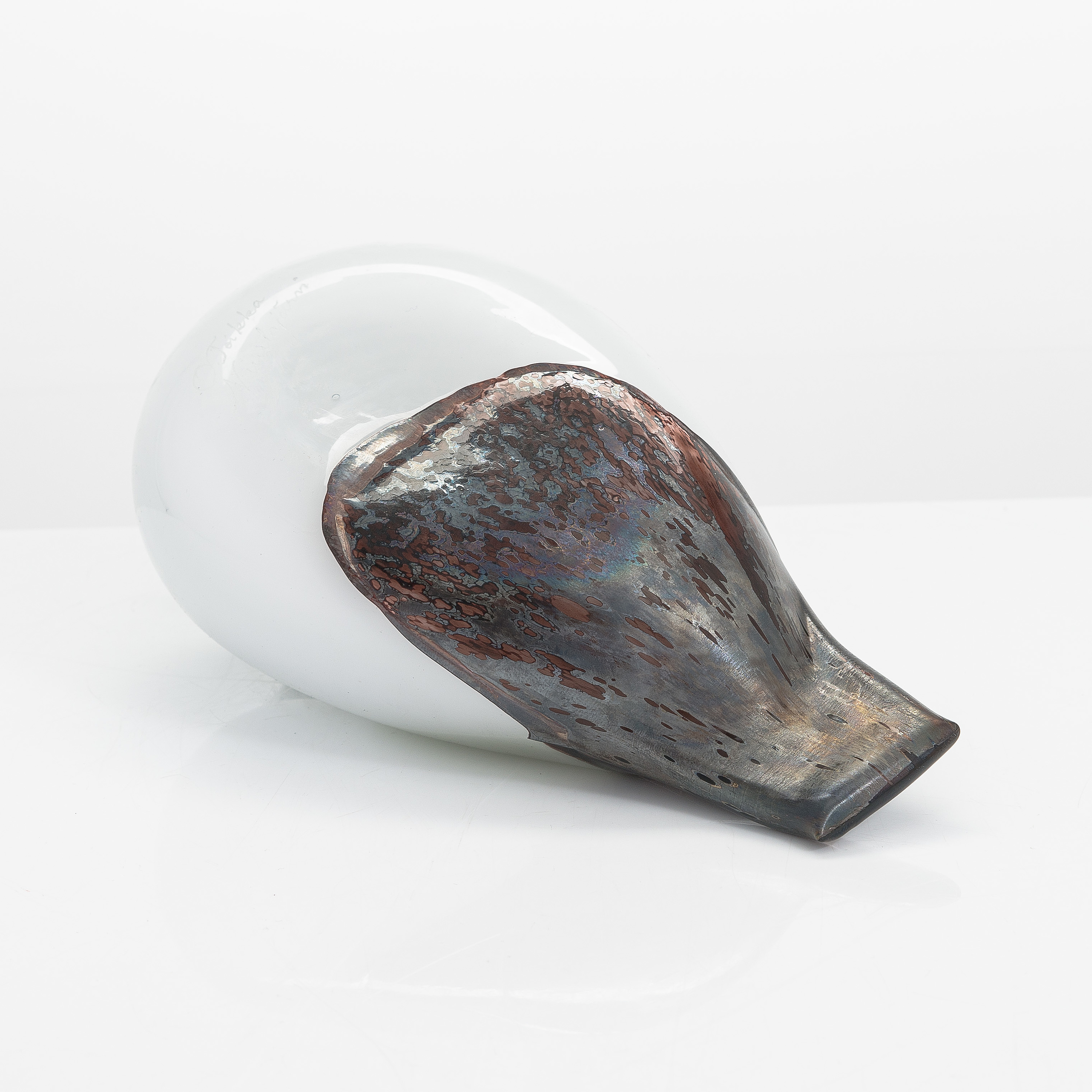 Oiva Toikka, a glass bird signed O. Toikka Nuutajärvi. - Bukowskis