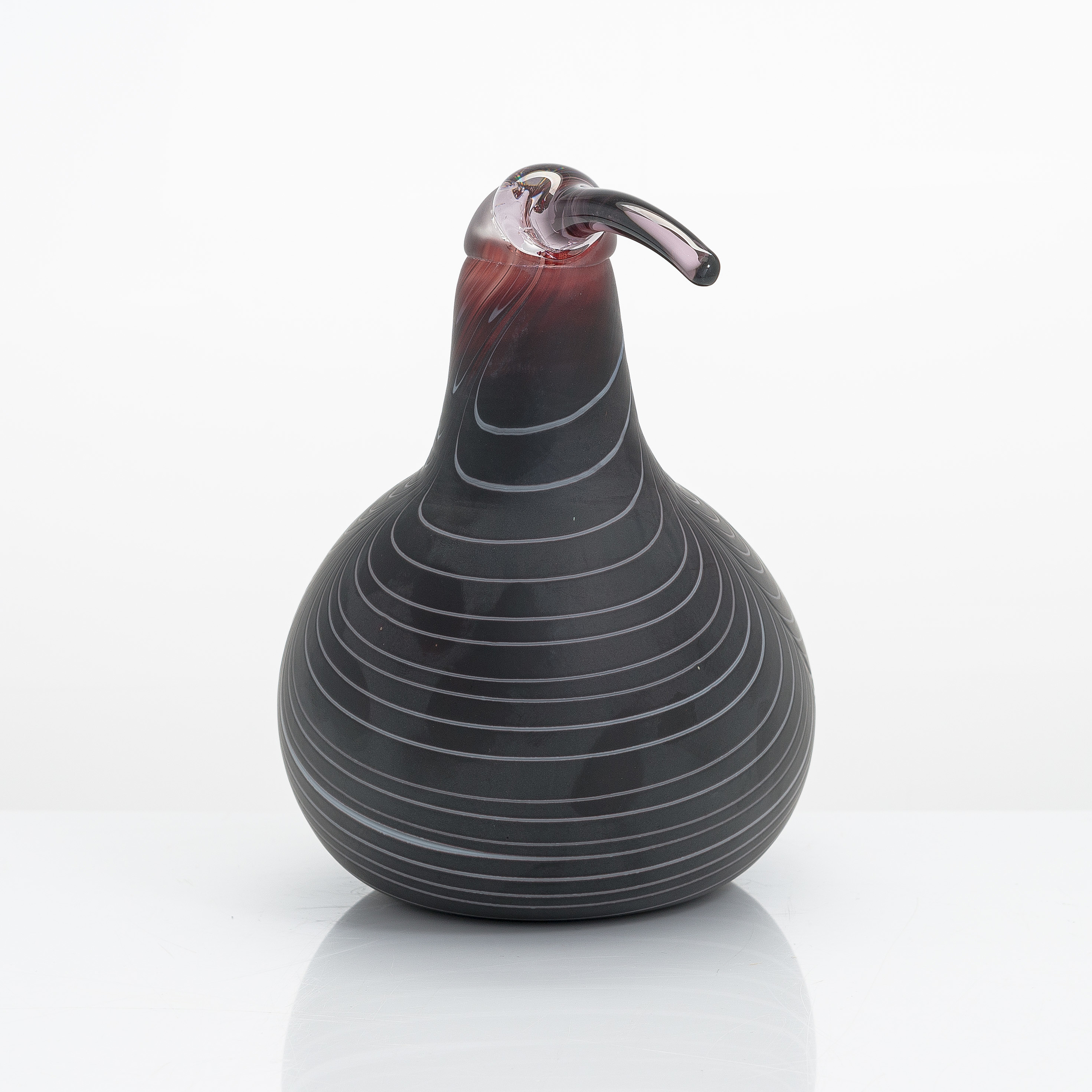 Oiva Toikka, a glass sculpture signed O. Toikka Nuutajärvi. - Bukowskis