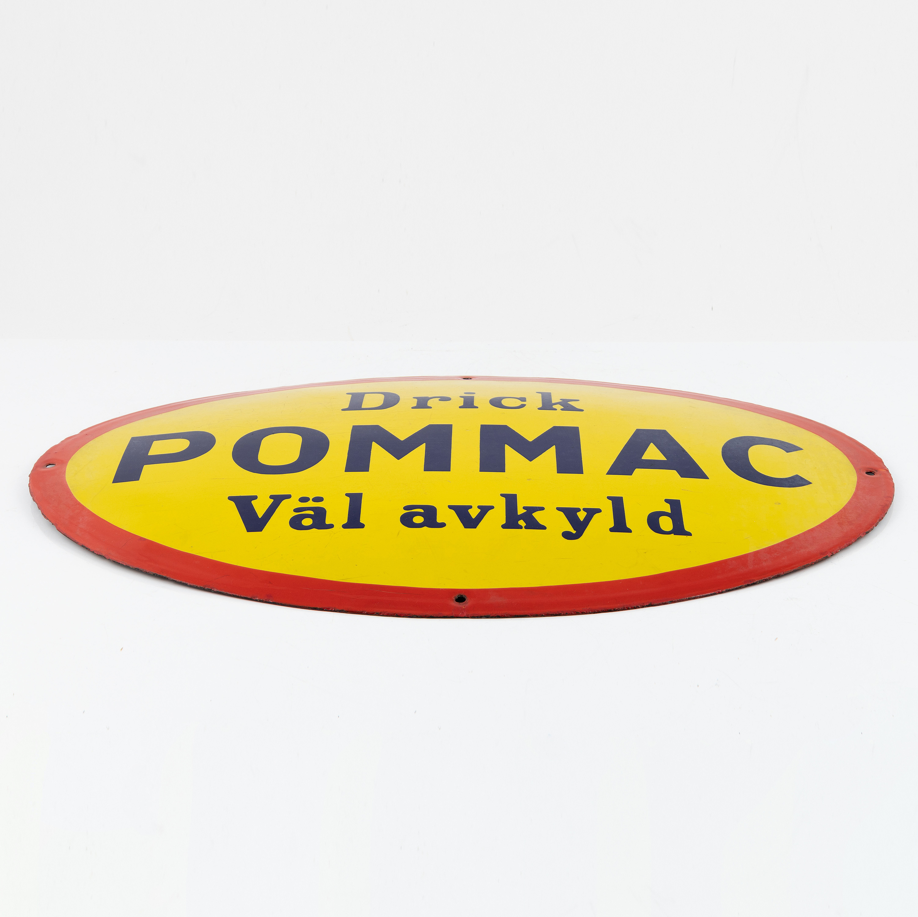 Emaljskylt, emalj, "Pommac", 1900-talets mitt. - Bukowskis