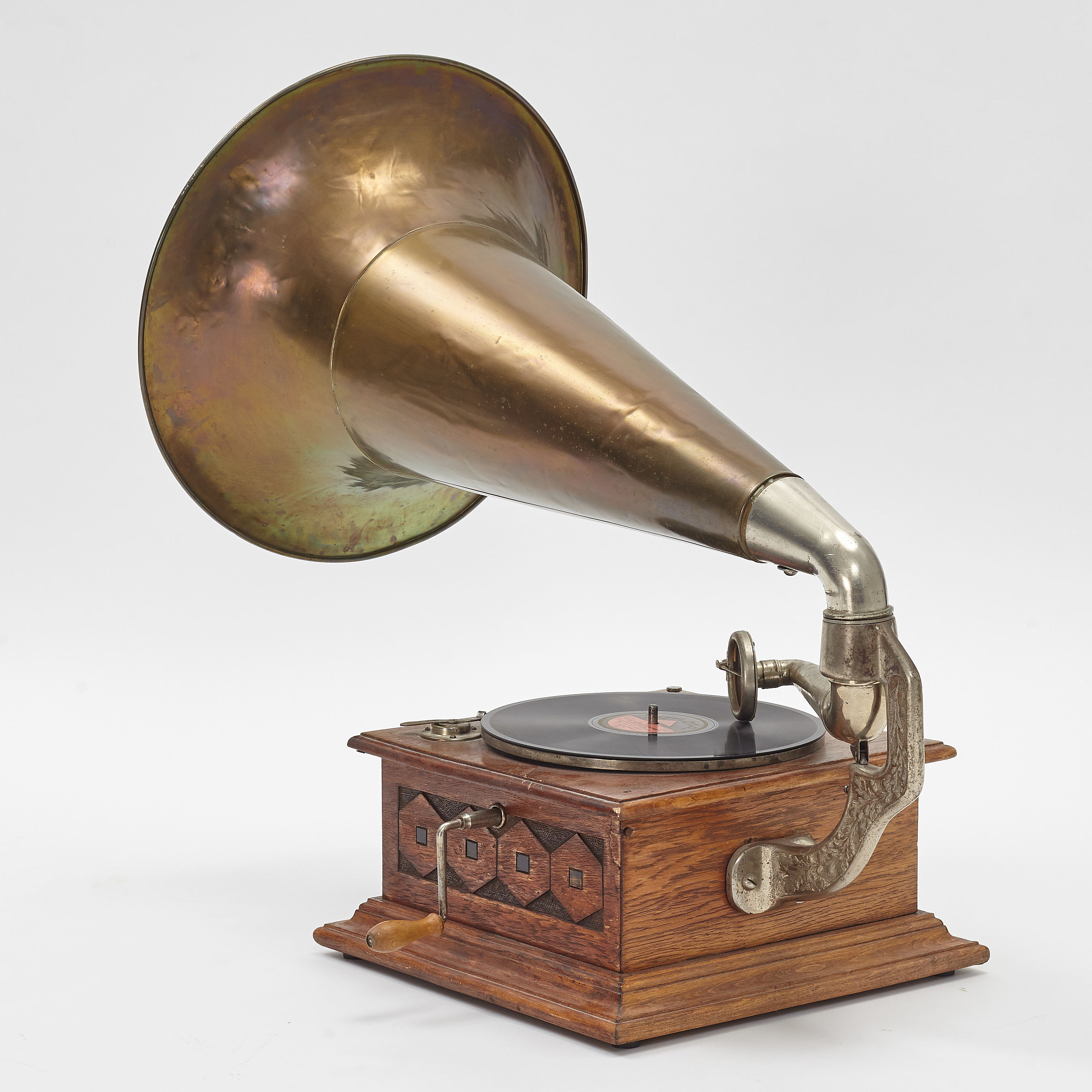 A gramophone, early 20th Century. - Bukowskis