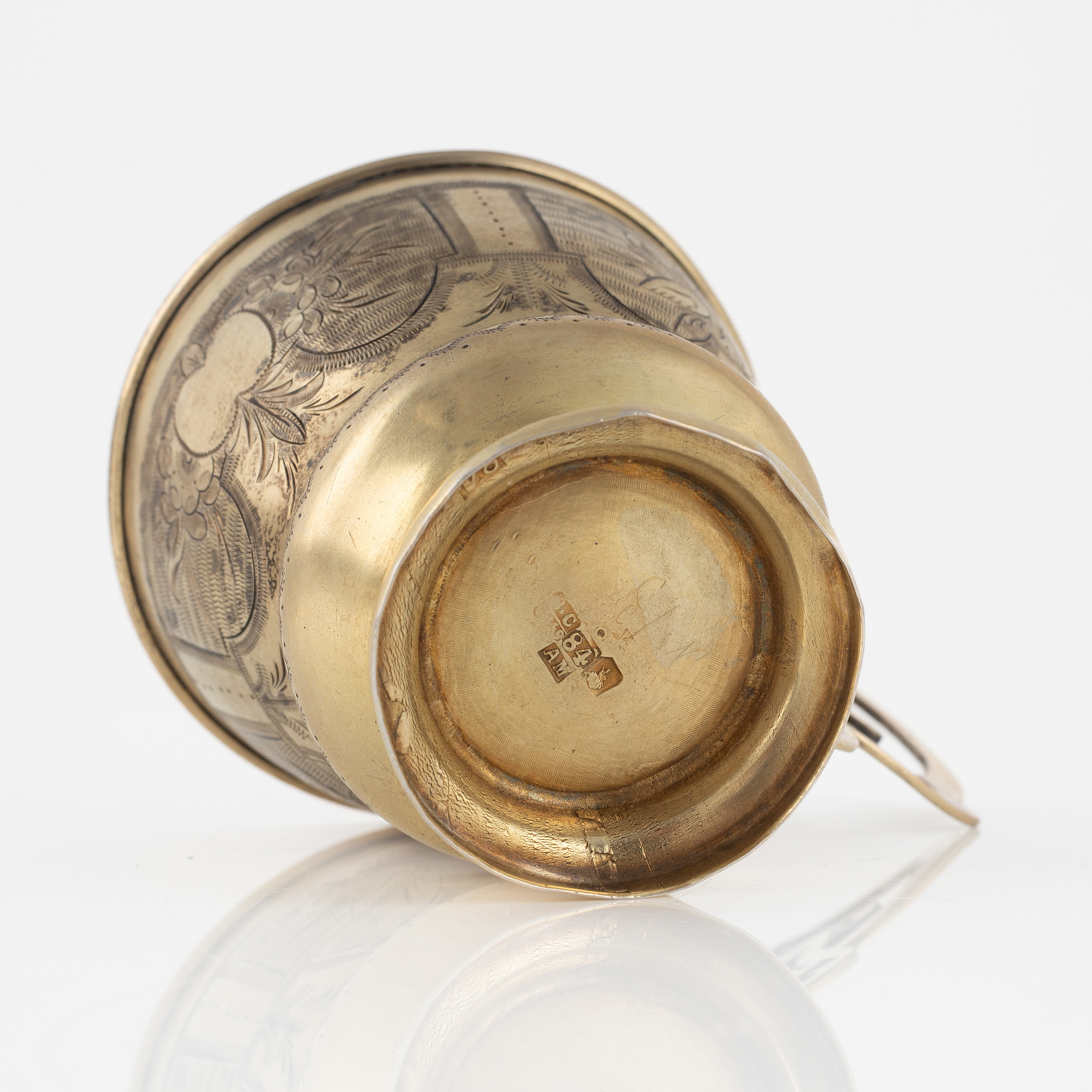 A Russian Silver Gilt Cup with Saucer, Moscow 1869. - Bukowskis