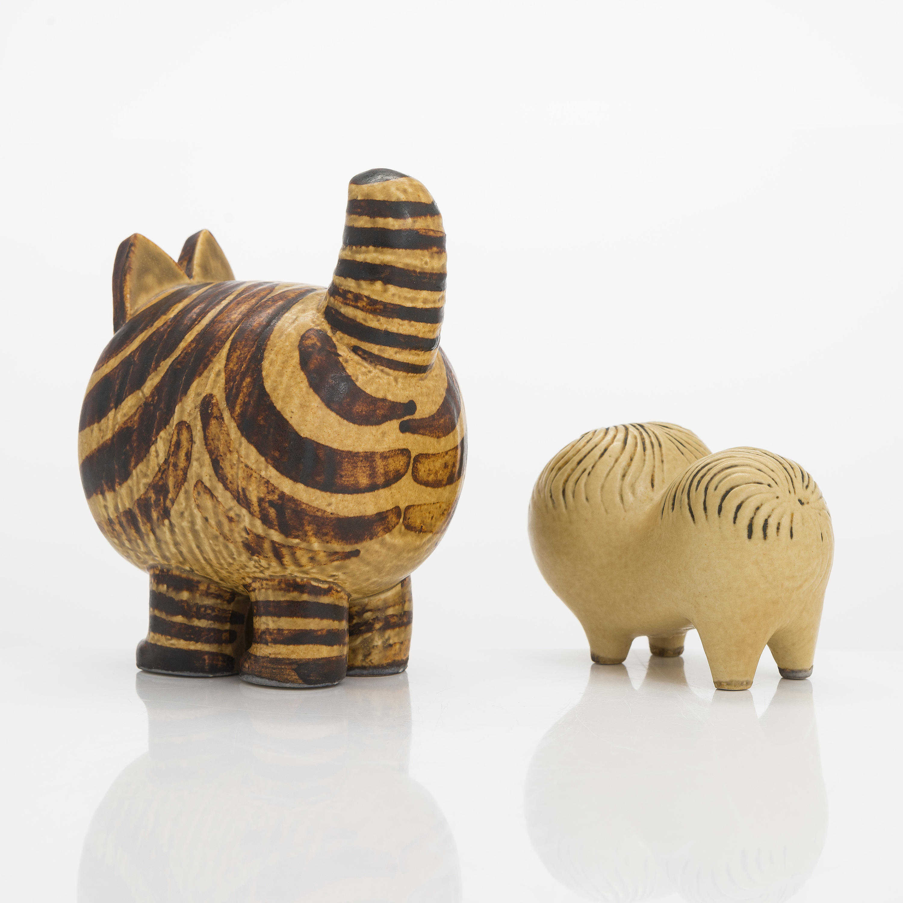 Lisa Larson, two stoneware figurines, Gustavsberg, second half of the 20th century. - Bukowskis