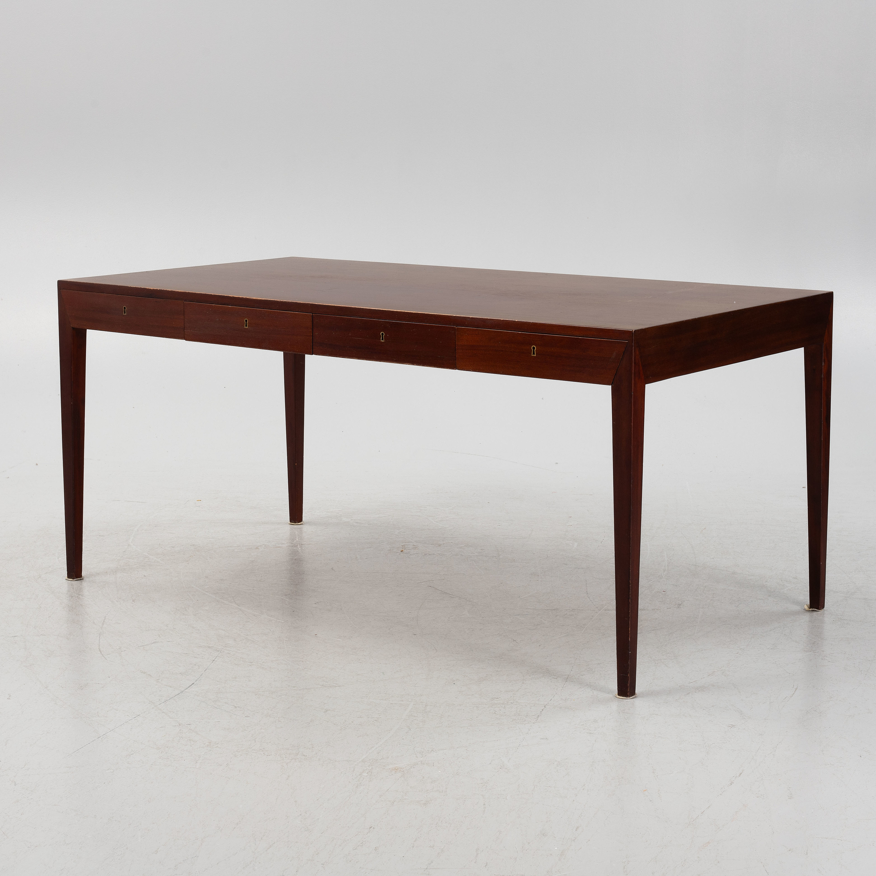 Severin Hansen, a mahogany desk for Haslev, Denmark 1960s. - Bukowskis