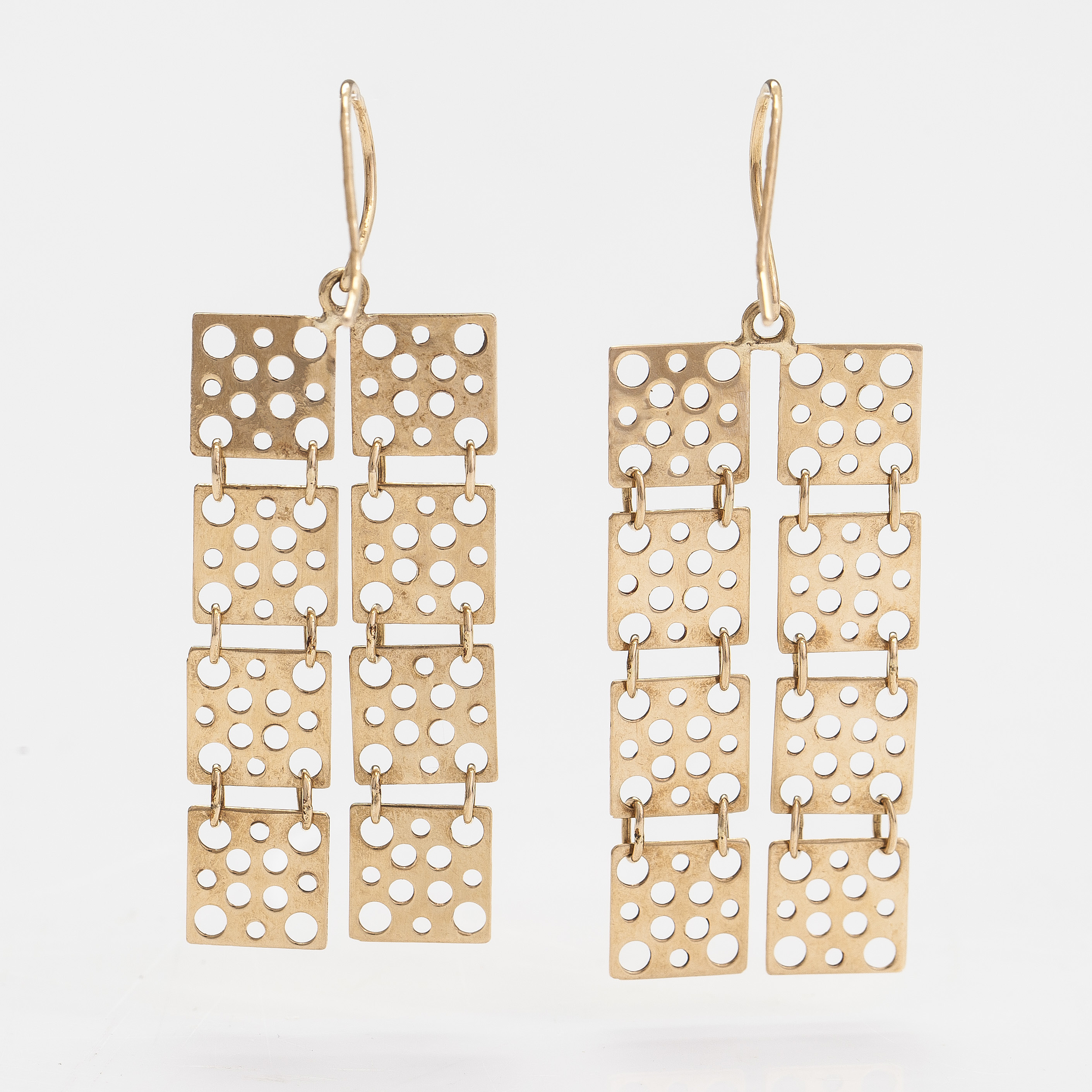 Liisa Vitali, A pair of 14K gold 'Pitsi' earrings. Westerback, Helsinki ...