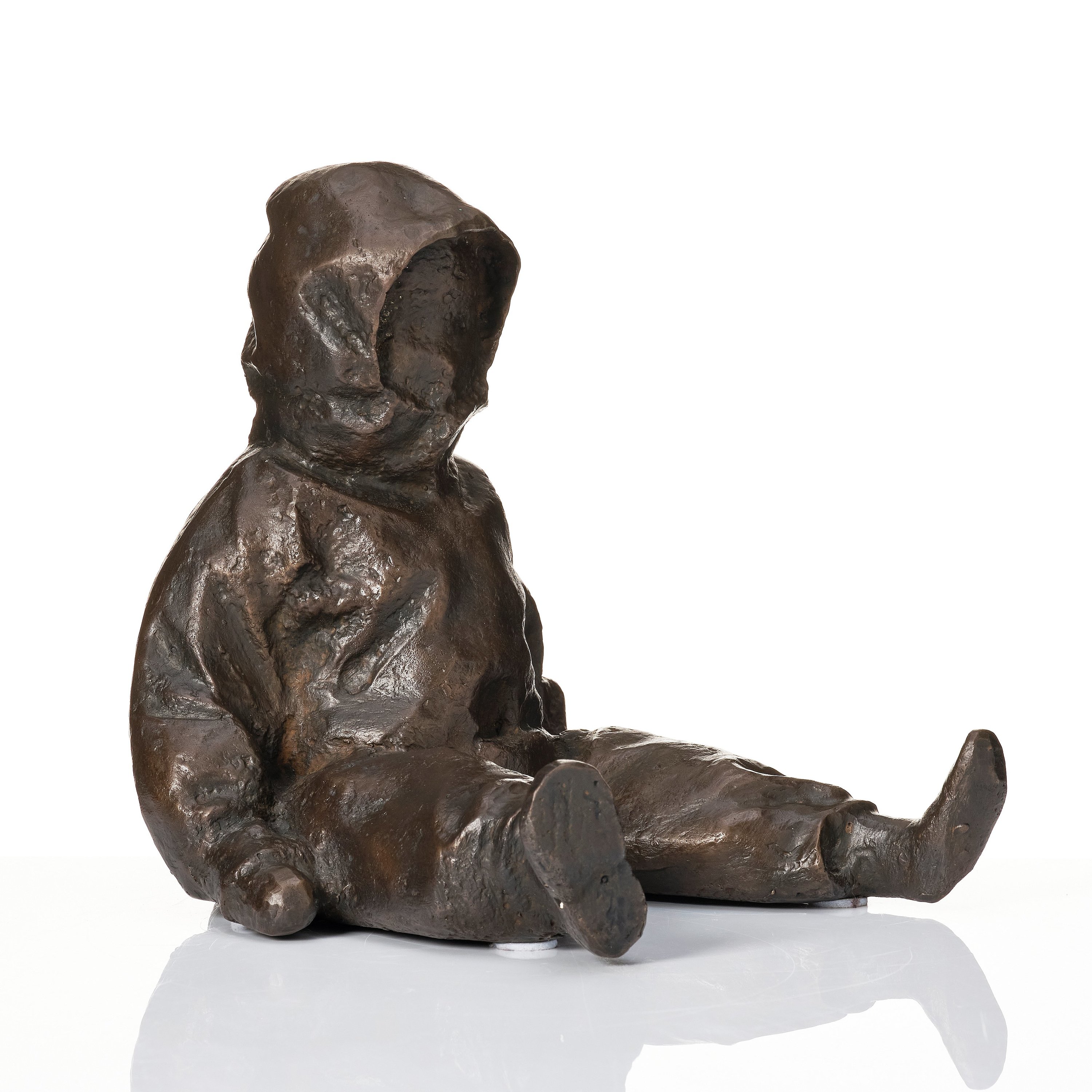 Charlotte Gyllenhammar, "Sitting Giant Miniature". - Bukowskis