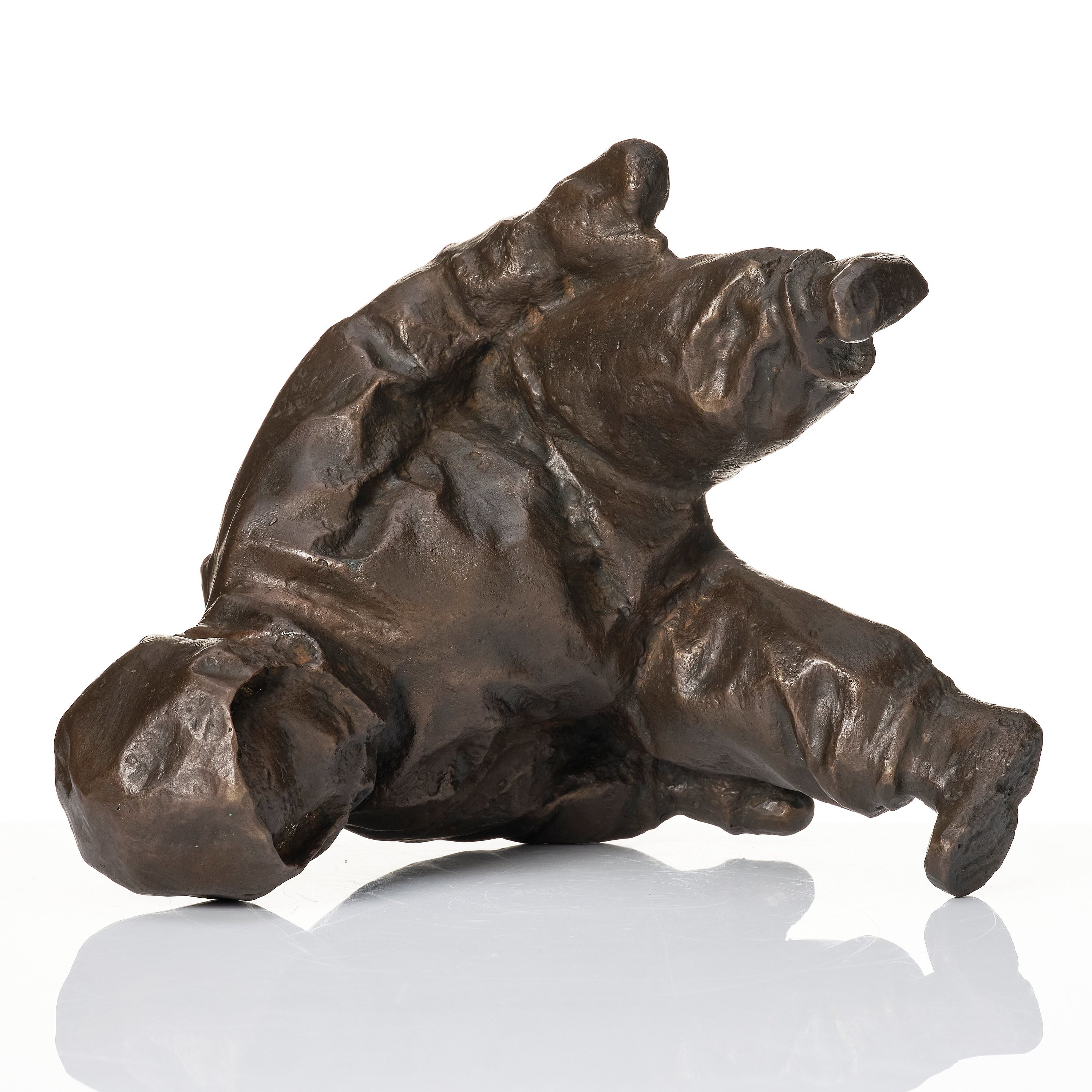 Charlotte Gyllenhammar, "Sitting Giant Miniature". - Bukowskis