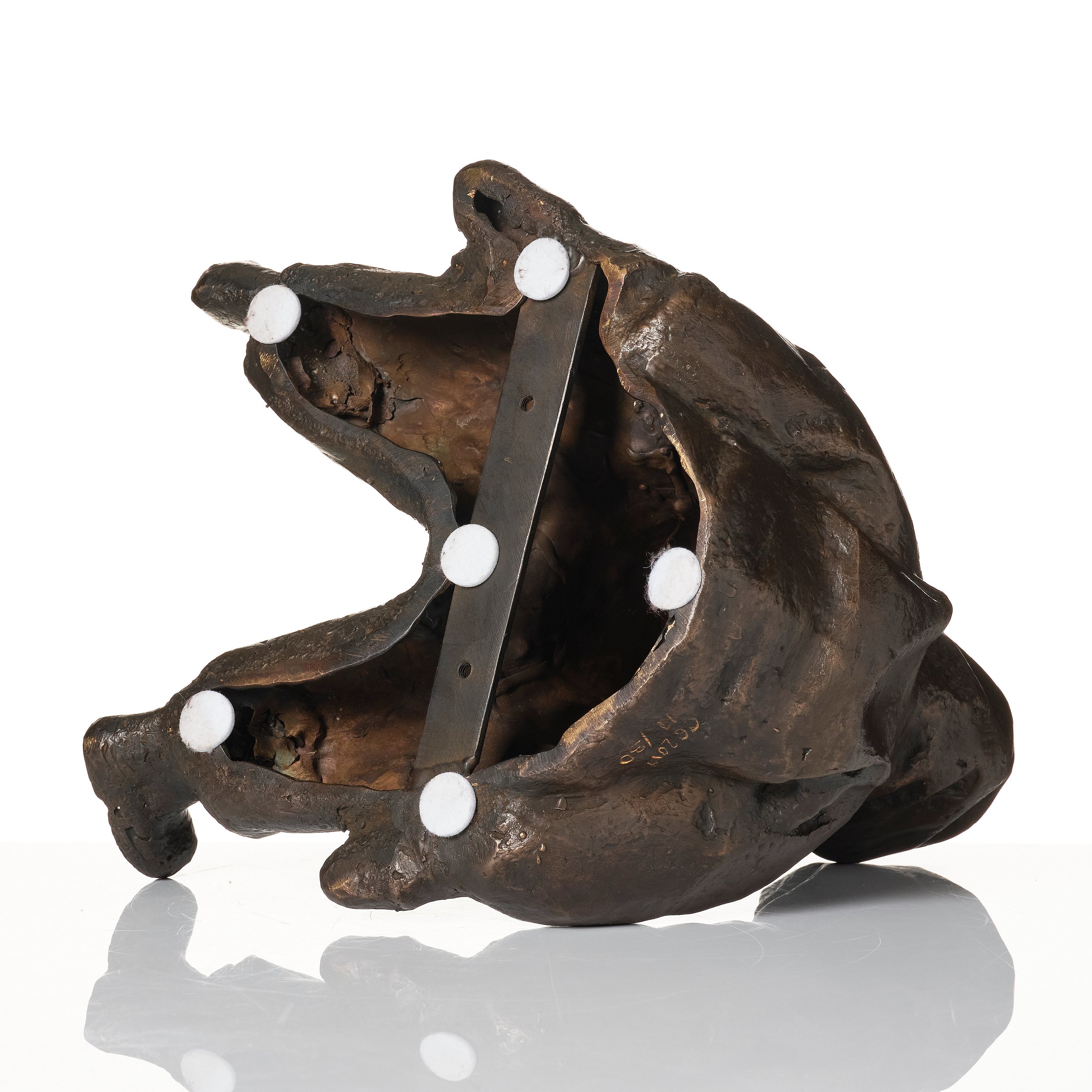 Charlotte Gyllenhammar, "Sitting Giant Miniature". - Bukowskis