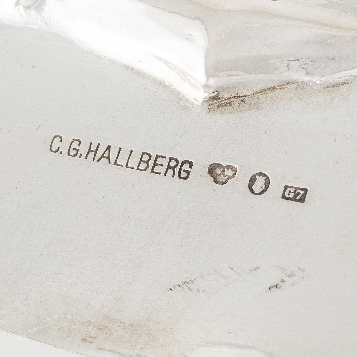 A Swedish silver dish, bearing the mark of CG Hallberg, Stockholm, 1909 ...